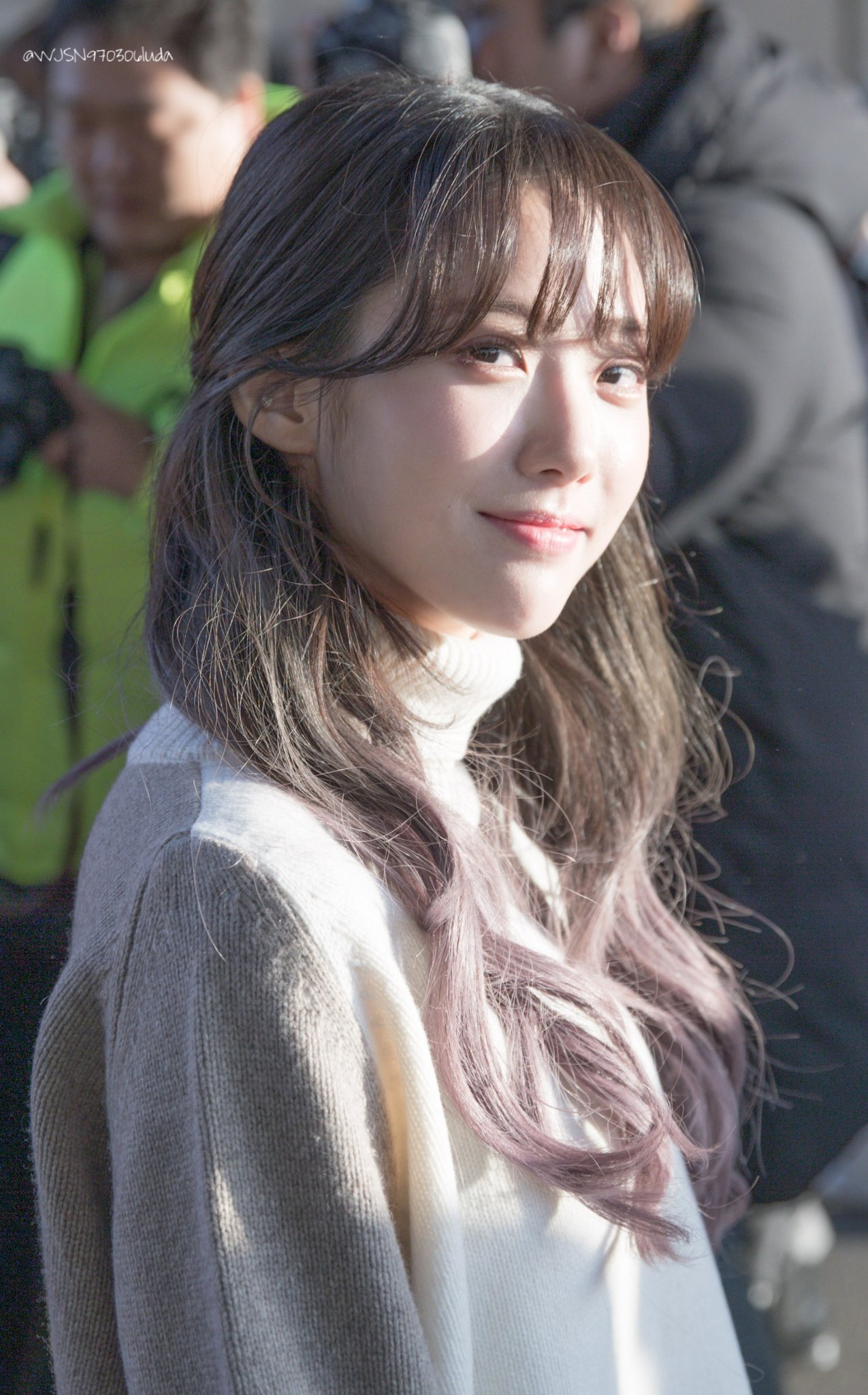 Sunlit Luda | Scrolller