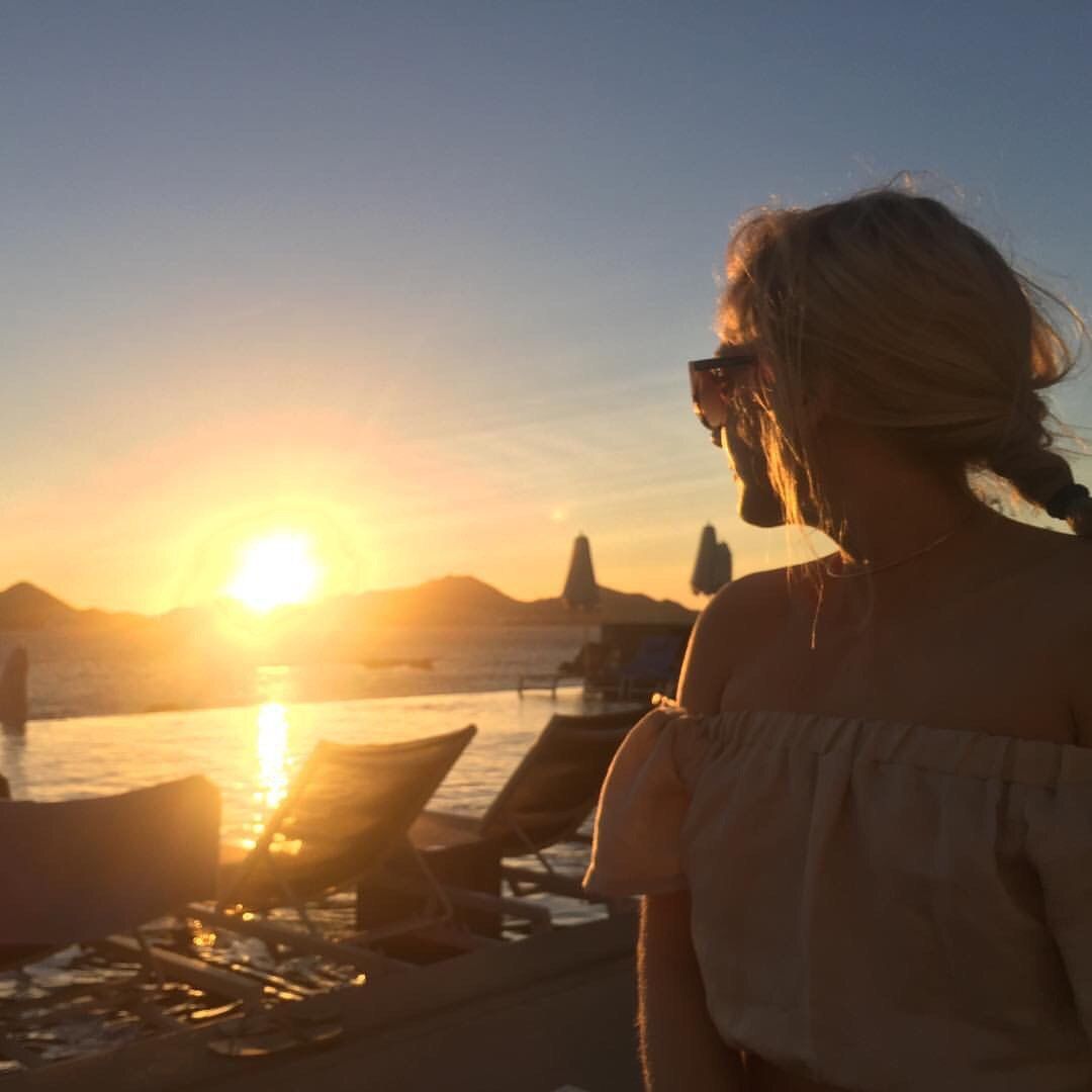 Sunset 🌞 | Scrolller