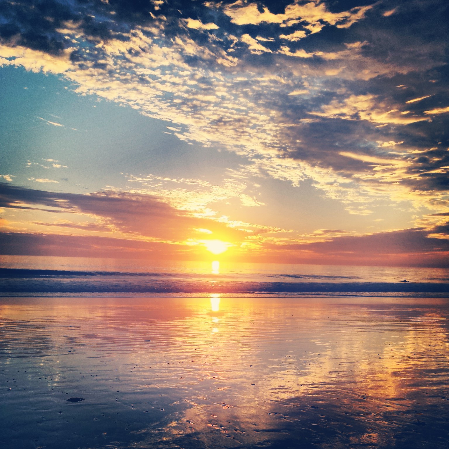 Sunset at Malibu's Zuma Beach ( 1536 x 1536 ) | Scrolller