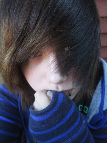 Super cute emo boy | Scrolller