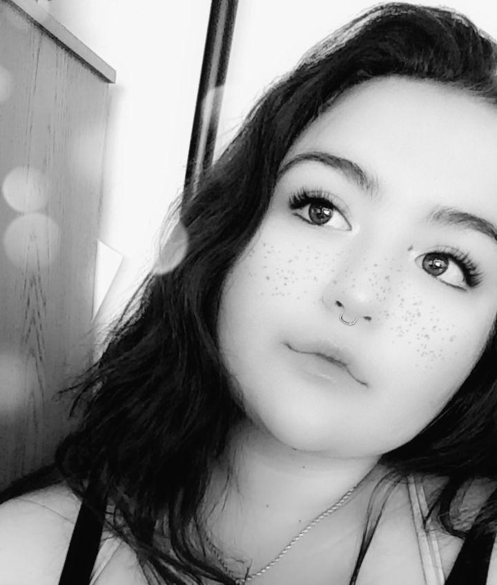 Super new here but everyone's lips are so frickin beautiful and I wanted to join the fun 🖤 ...