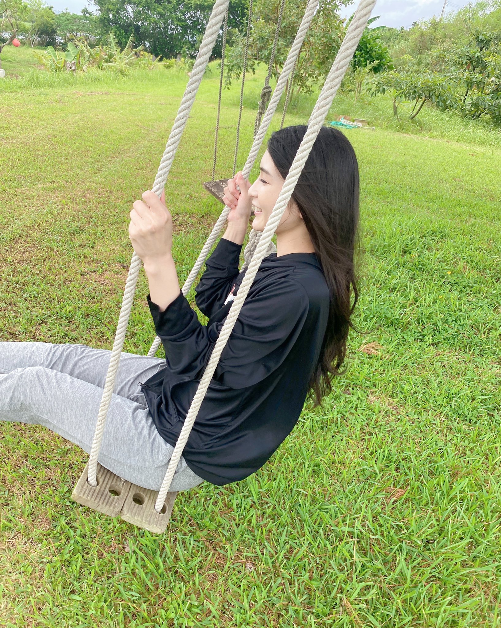 Suzu Honjo | Scrolller