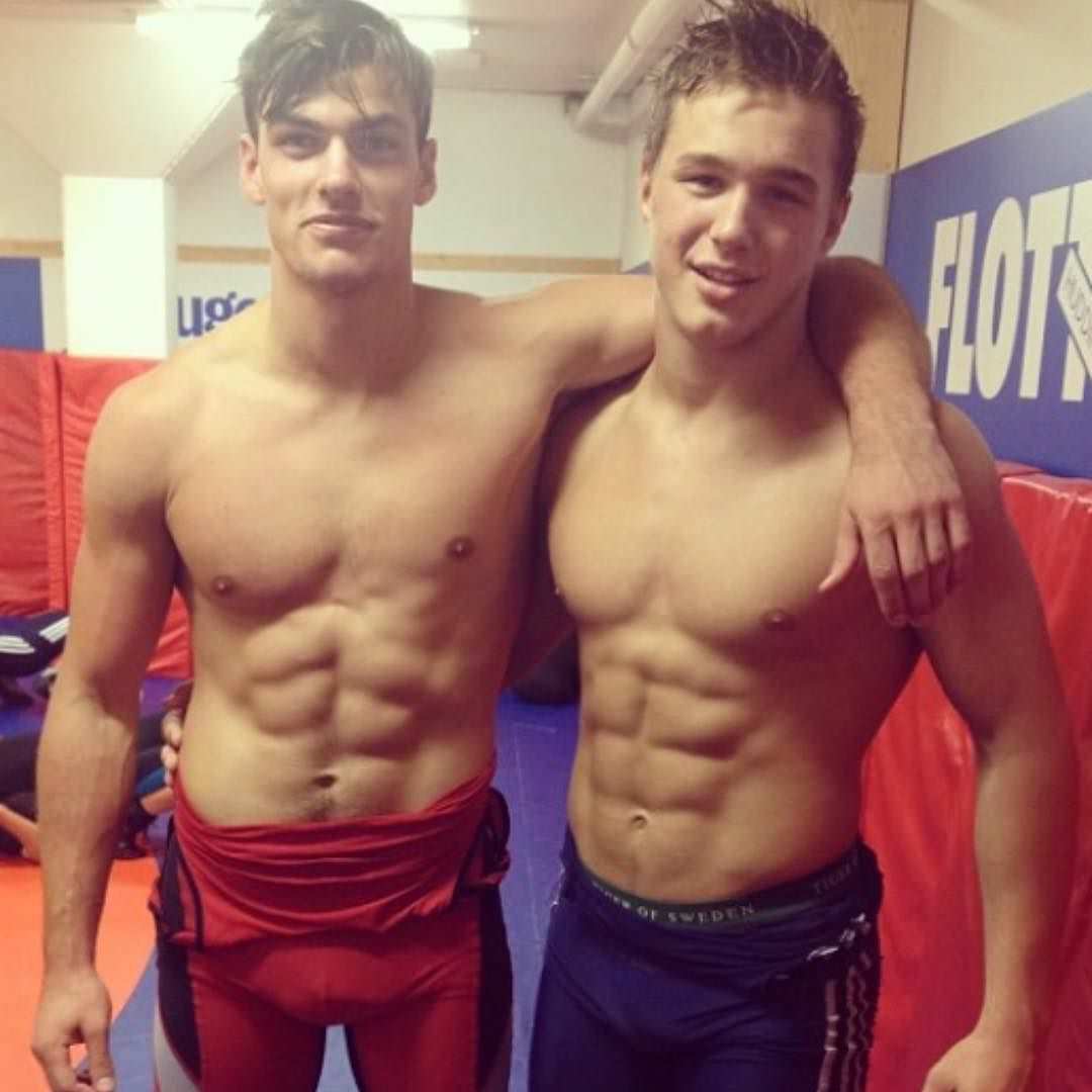 Swedish Bonding | Scrolller