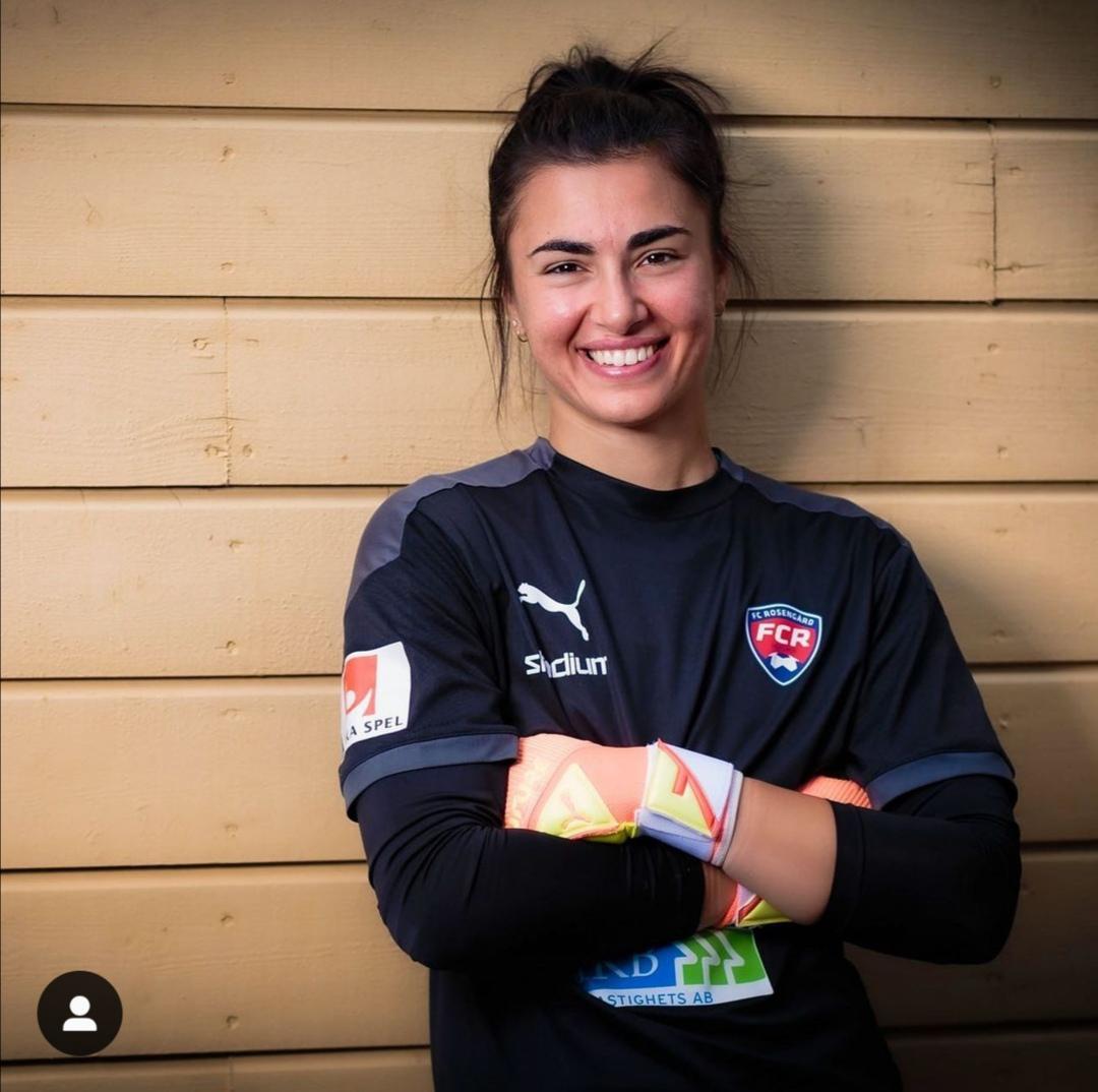 Swedish national team goalkeeper Zecira Musovic | Scrolller