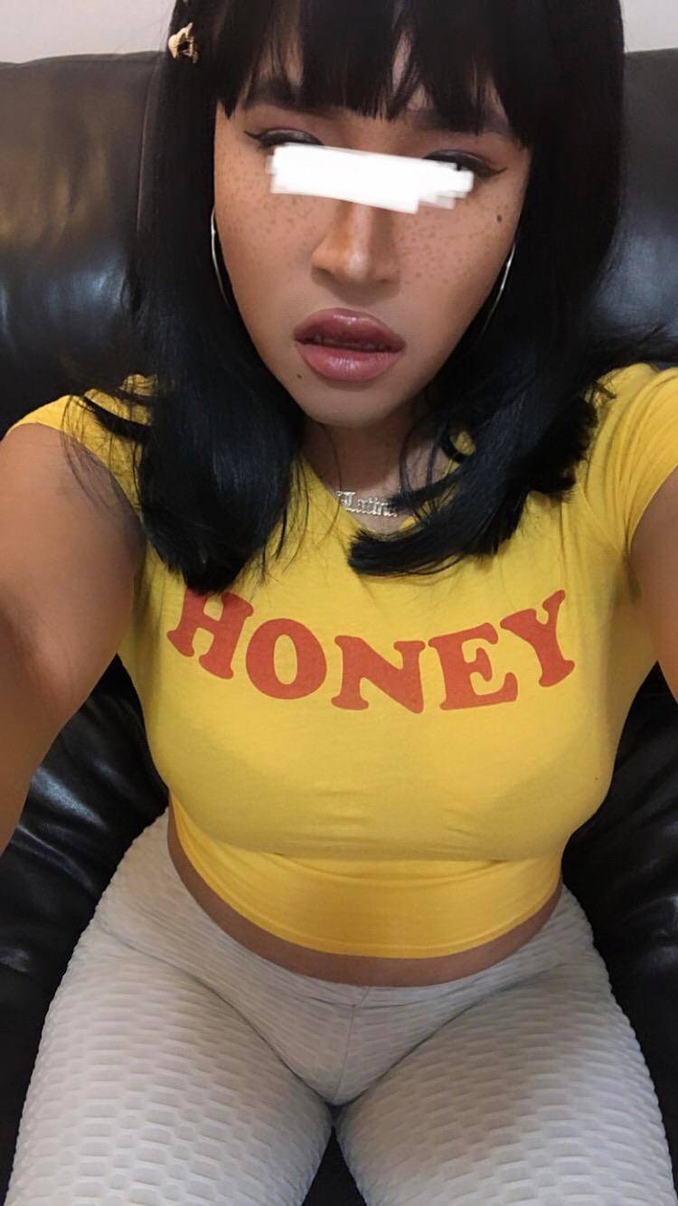 Sweet like honey 🍯 | Scrolller
