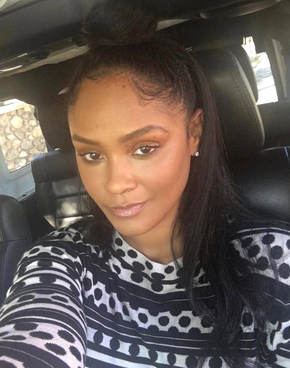 Sweetness and light 29f | Scrolller