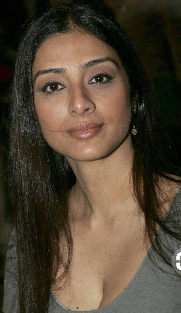 Tabu and her mole ( .) 😋 | Scrolller