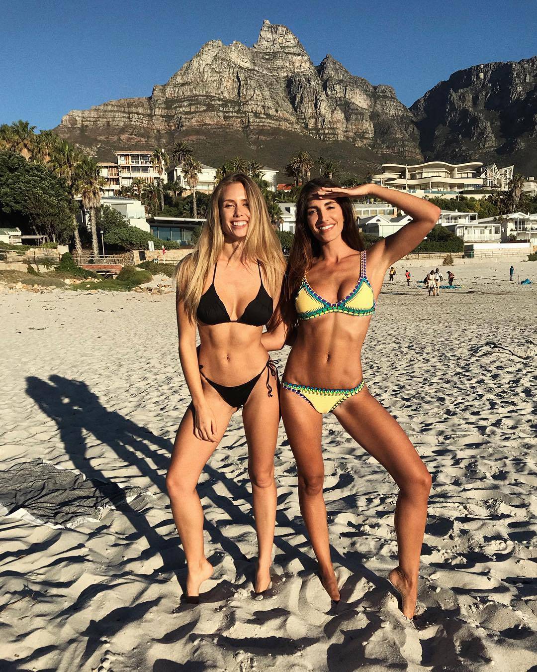 Tayla Davis & Elena Pappas | Scrolller