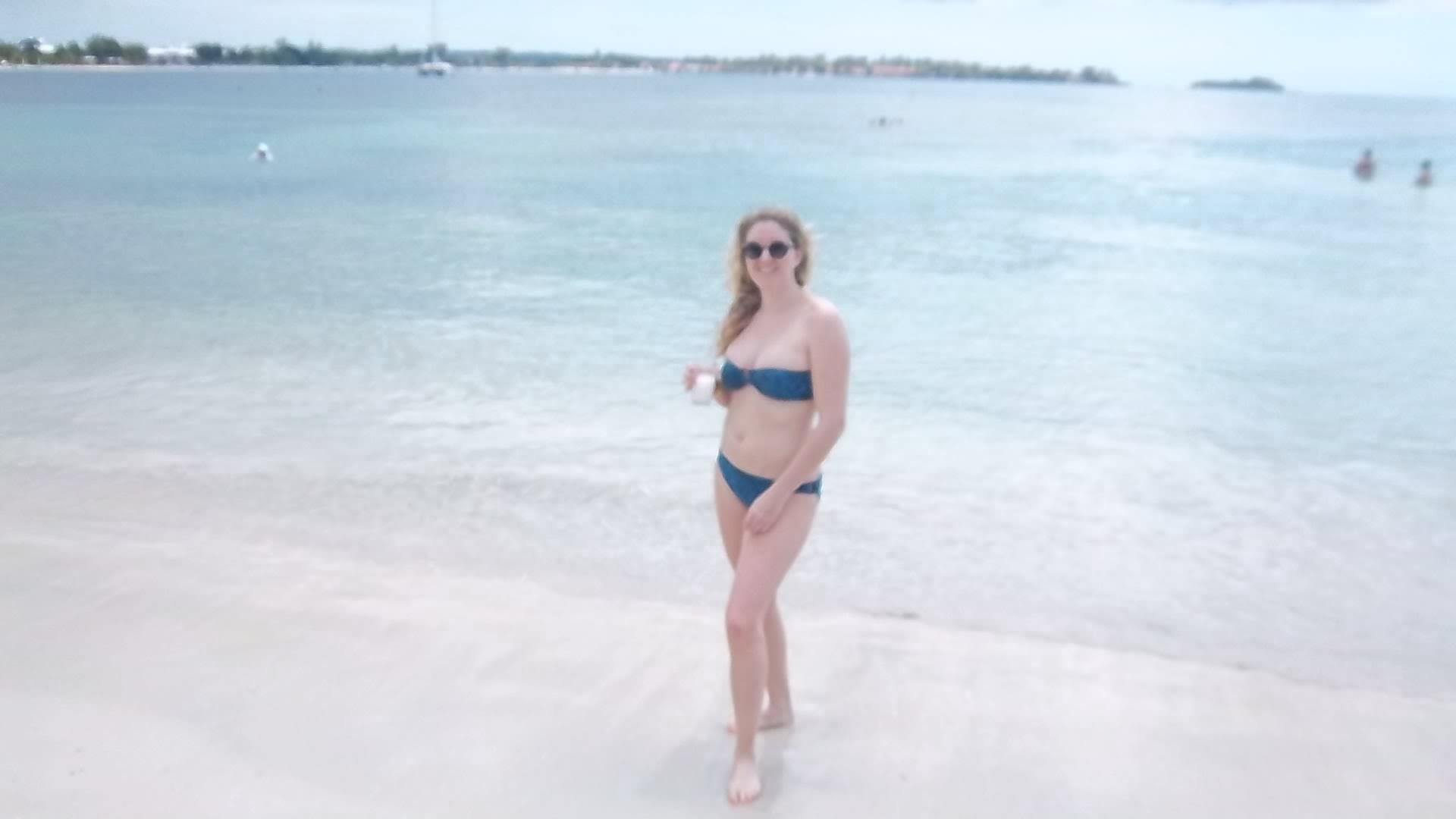 Tbt beach | Scrolller