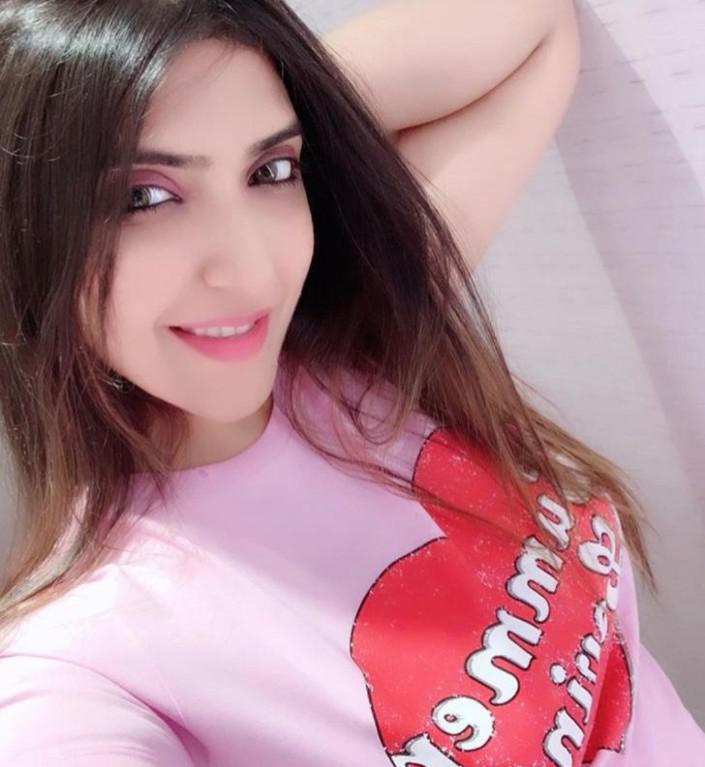 Text me on telegram @priya_paid | Scrolller