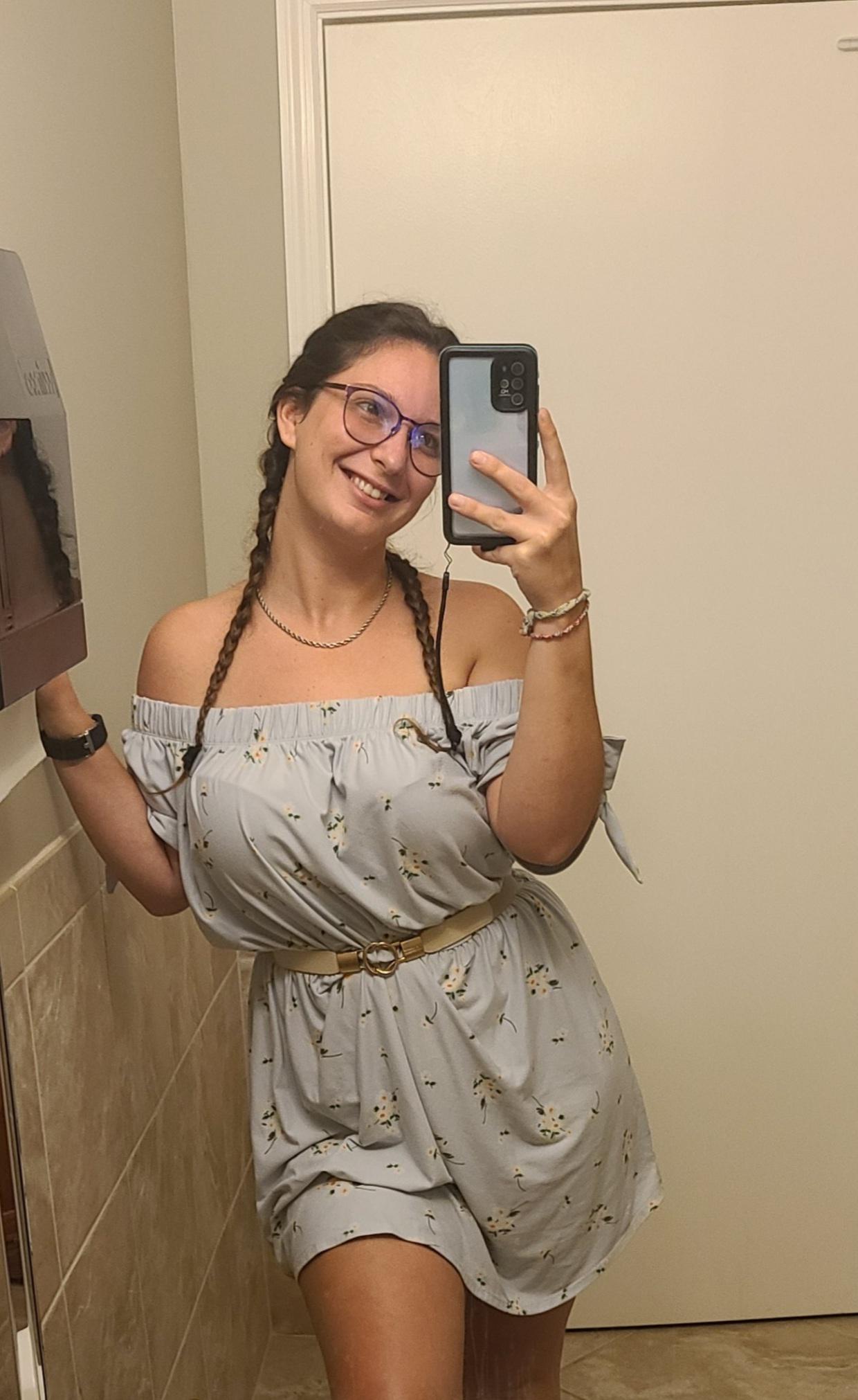 Thank goodness it's Friday! Anyone have any wild plans? F27 | Scrolller