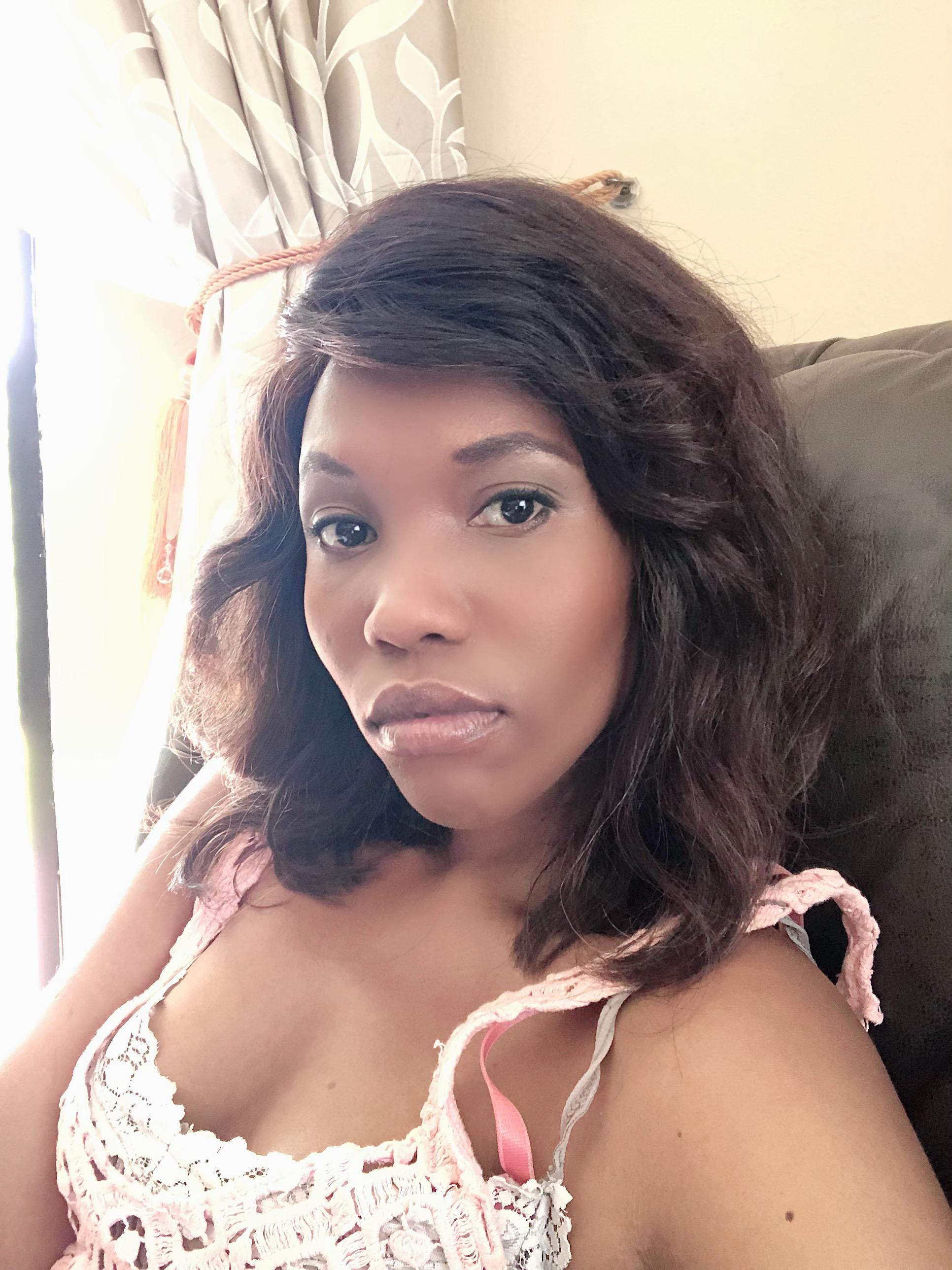 Thank you mom for my amazing cheekbones😊32 | Scrolller