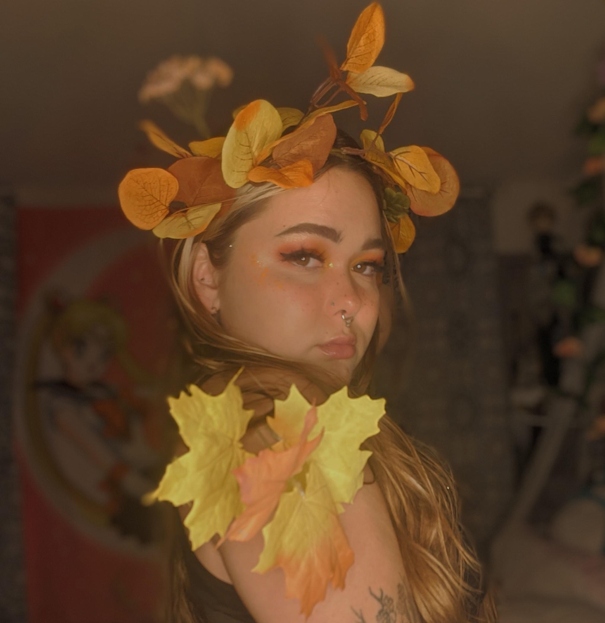 Thanksgiving by juicy 🙃🍁 oc | Scrolller