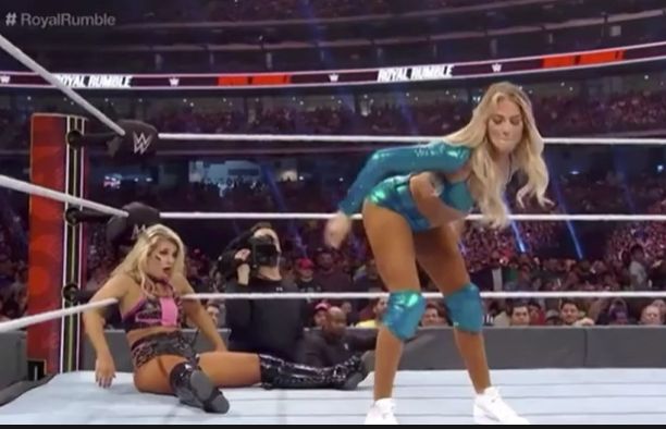 that's the face of a real woman wrestler about to get humiliated by a diva | Scrolller