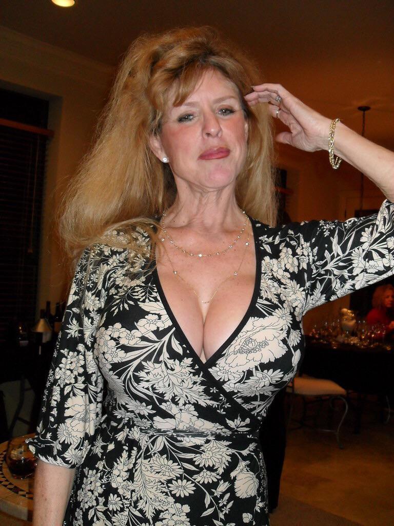 Massive rack | Scrolller