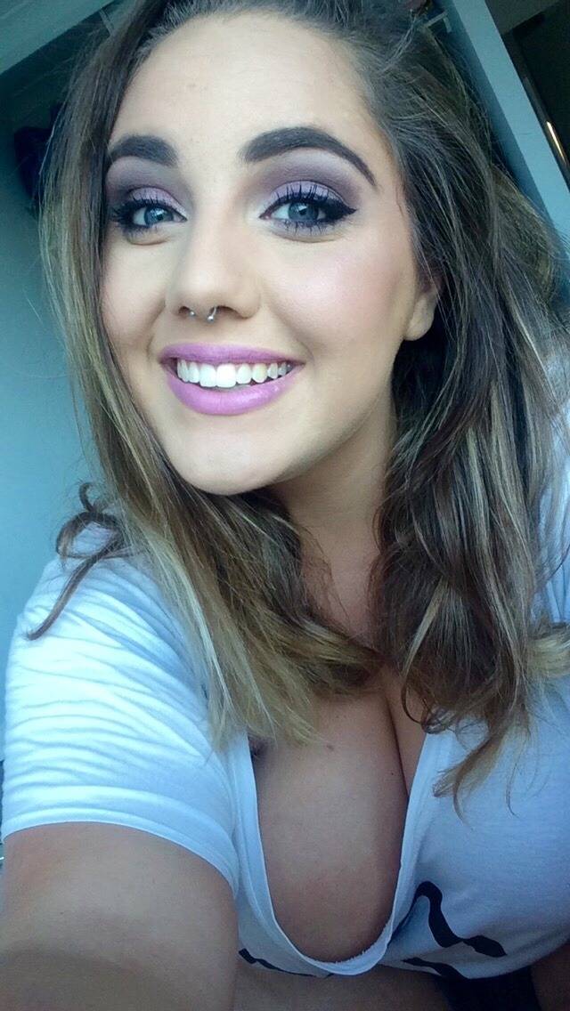 the beautiful alana darling | Scrolller