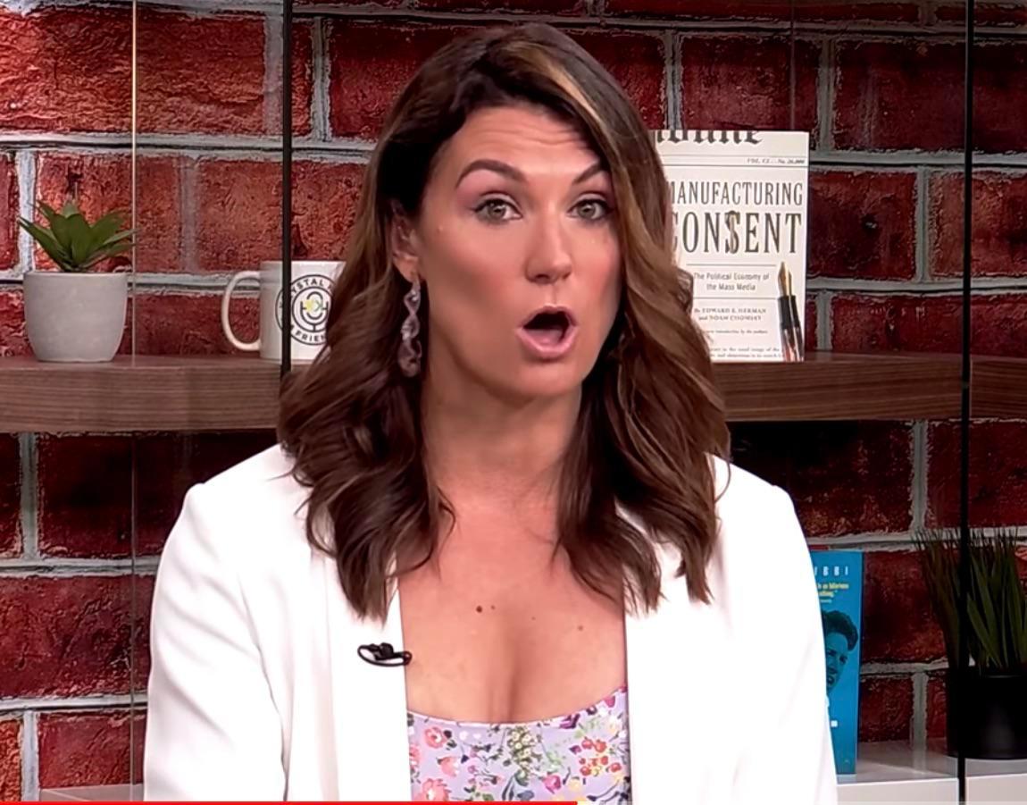 The camera angles suck but her expression makes up for it | Scrolller