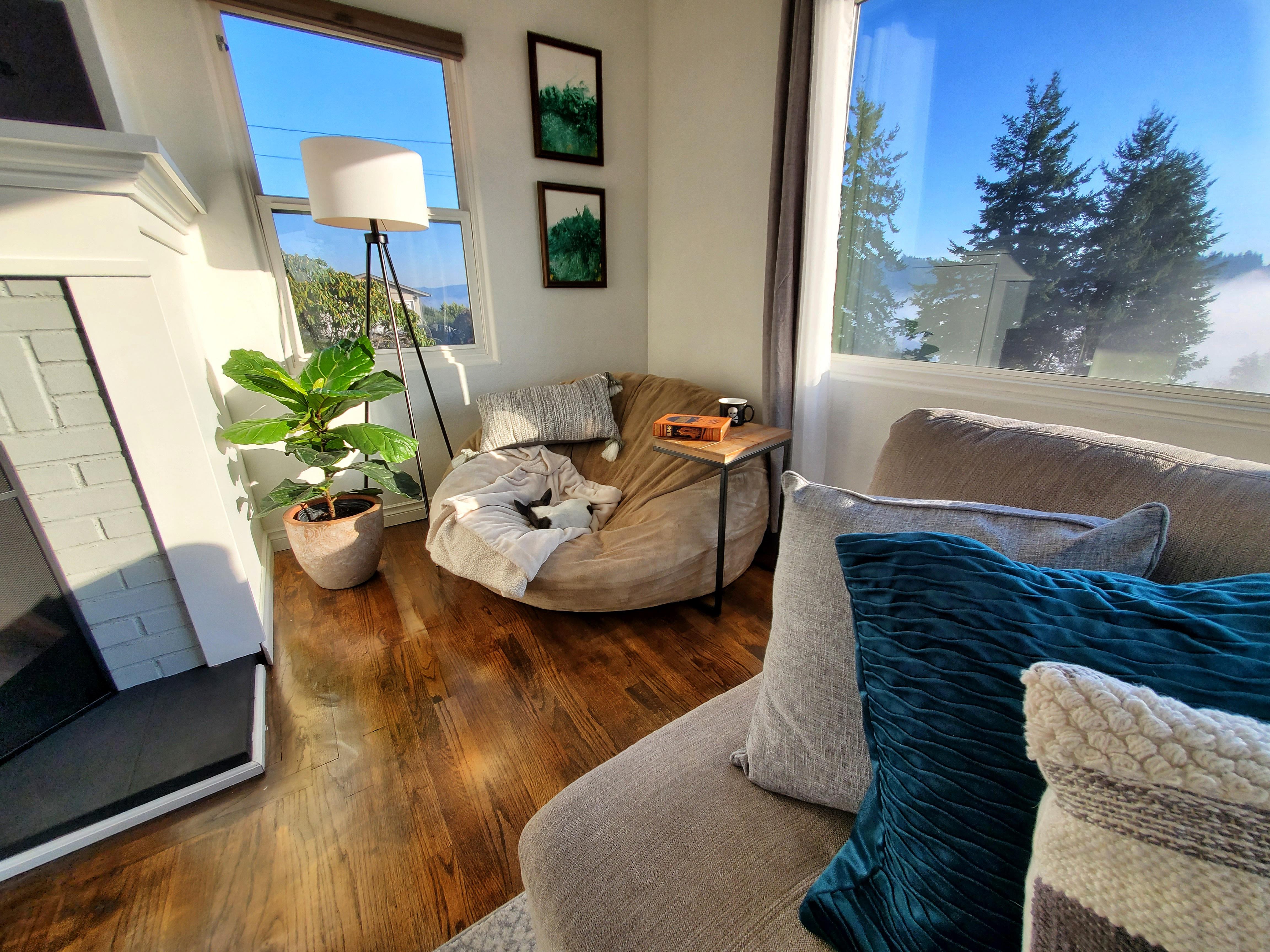 The cozy corner properly displayed. | Scrolller