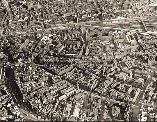 The difference in Sheffield City Centre after c.100 years | Scrolller