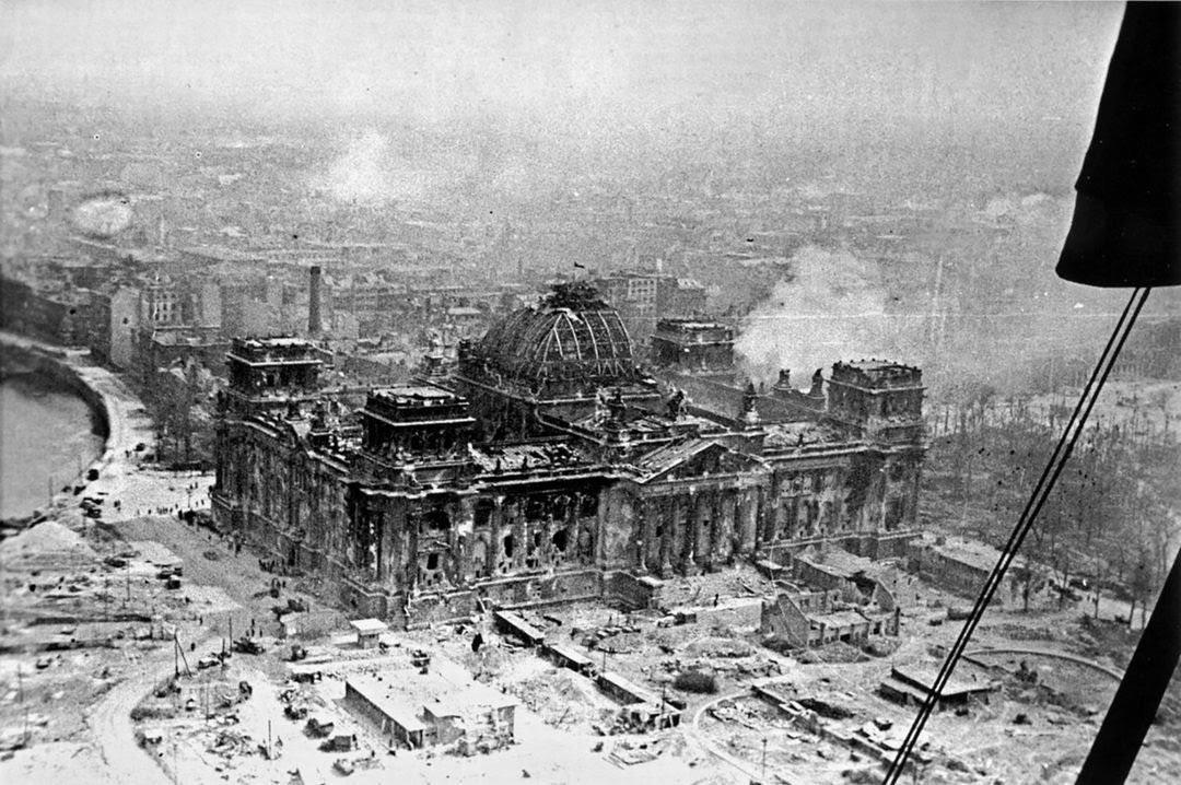 The Fall Of Berlin In 1945 The Photo Shows The Destruction Of Berlin The Fall Of Berlin In 1945 The Photo Shows The Destruction Of Berlin