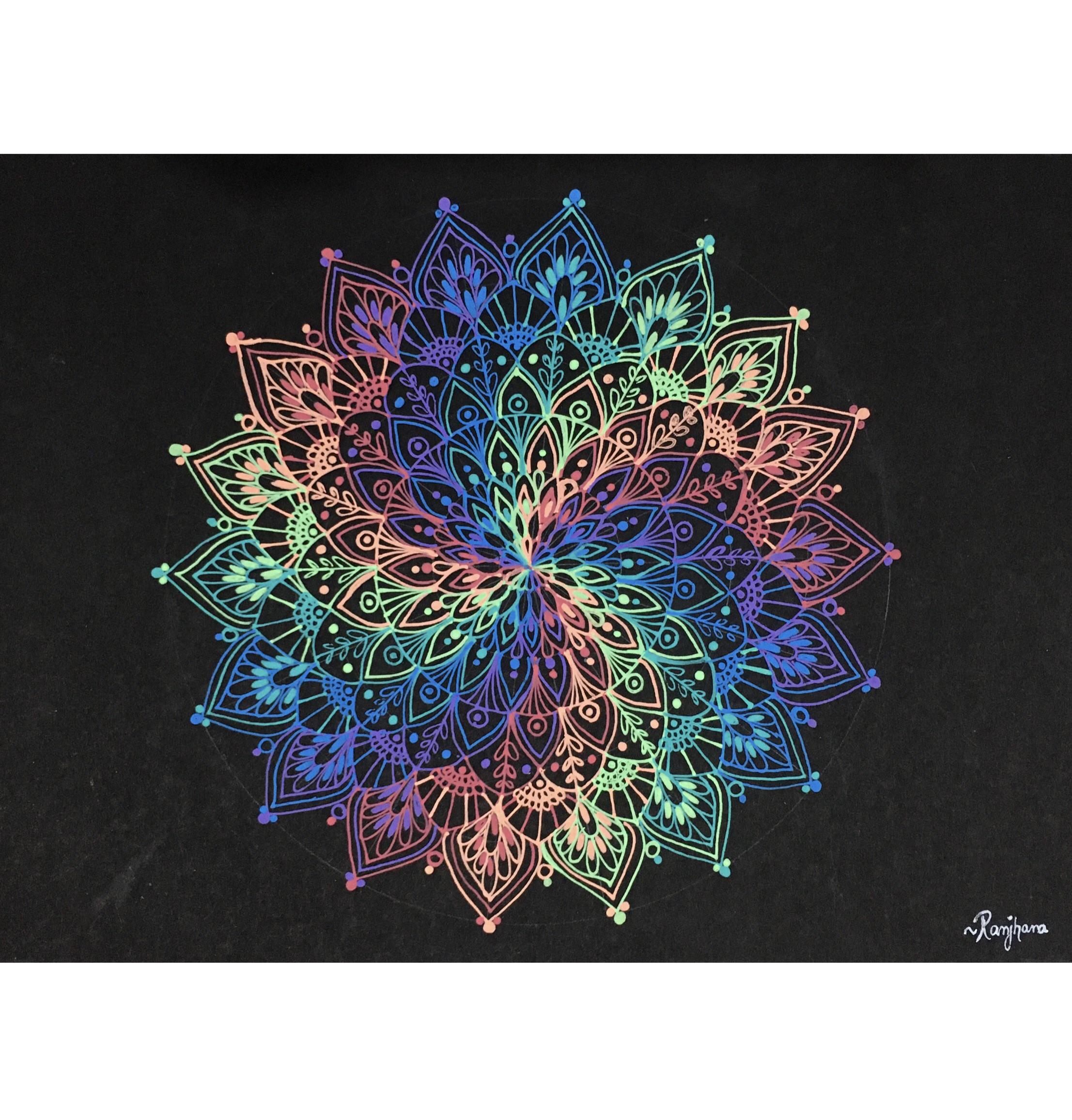 The first mandala with my Gelly Roll pens and I’m already loving them 🤩 | Scrolller