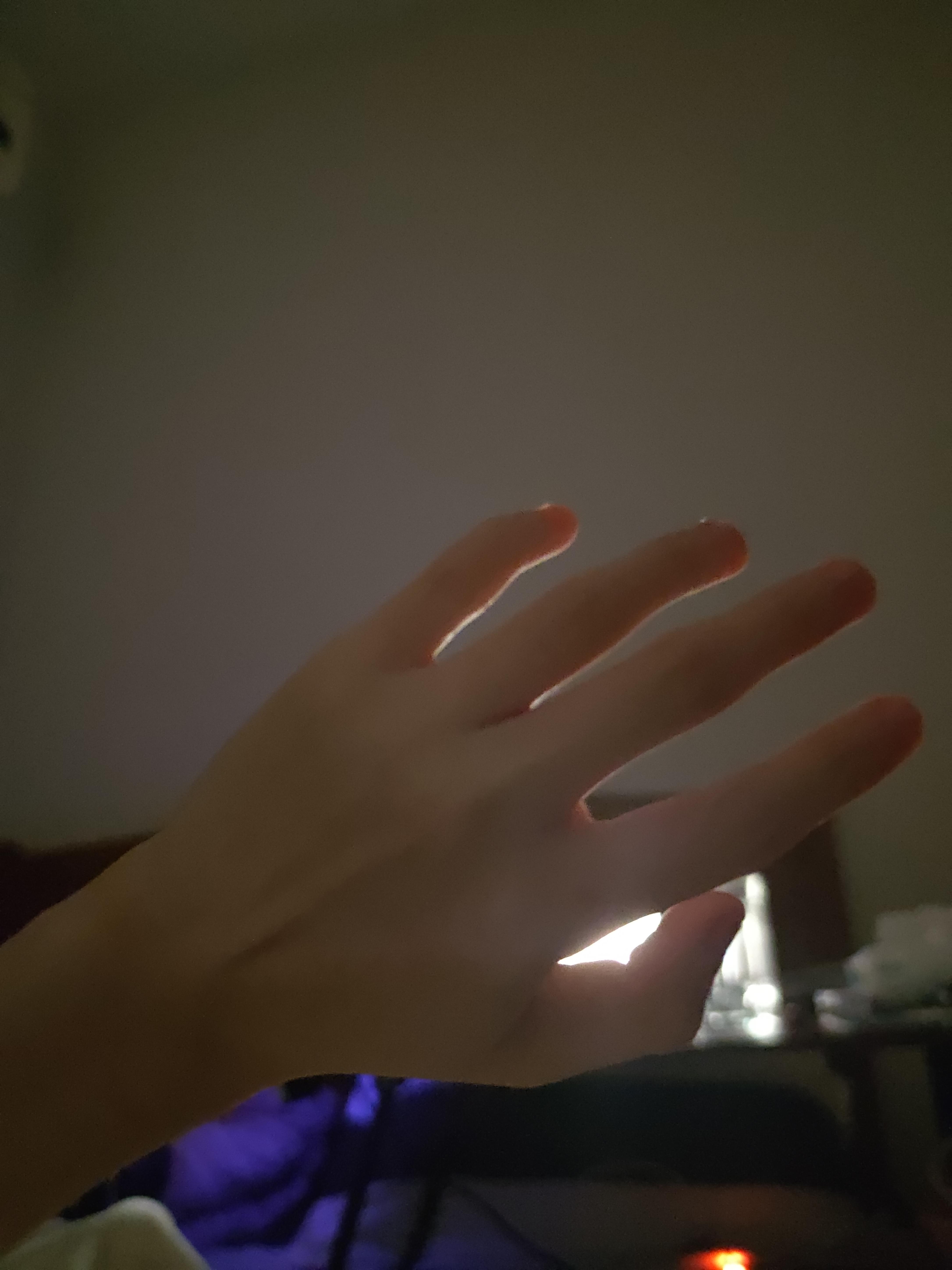 The light is just too harsh.😑 | Scrolller