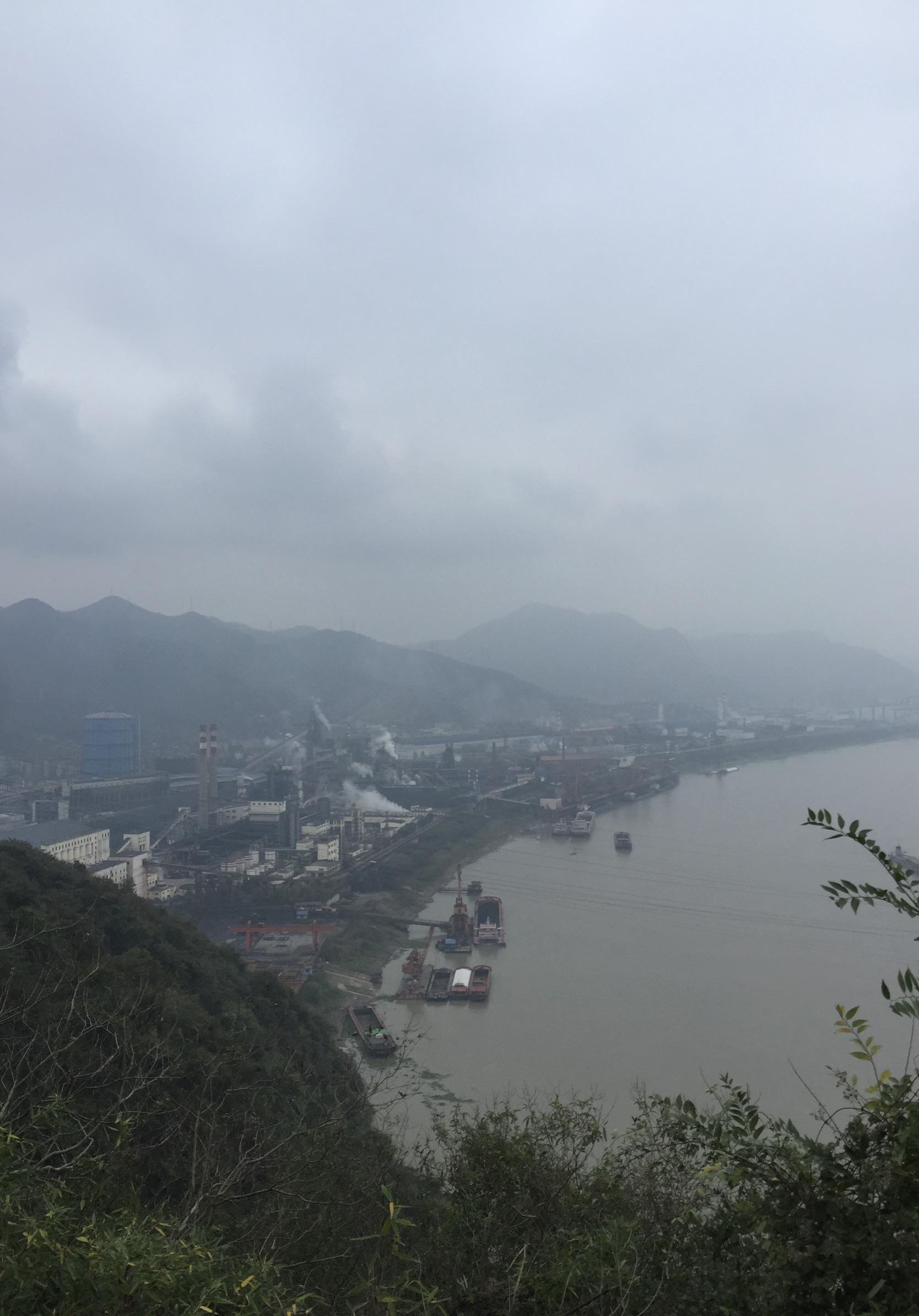 The mighty Yangtze River | Scrolller