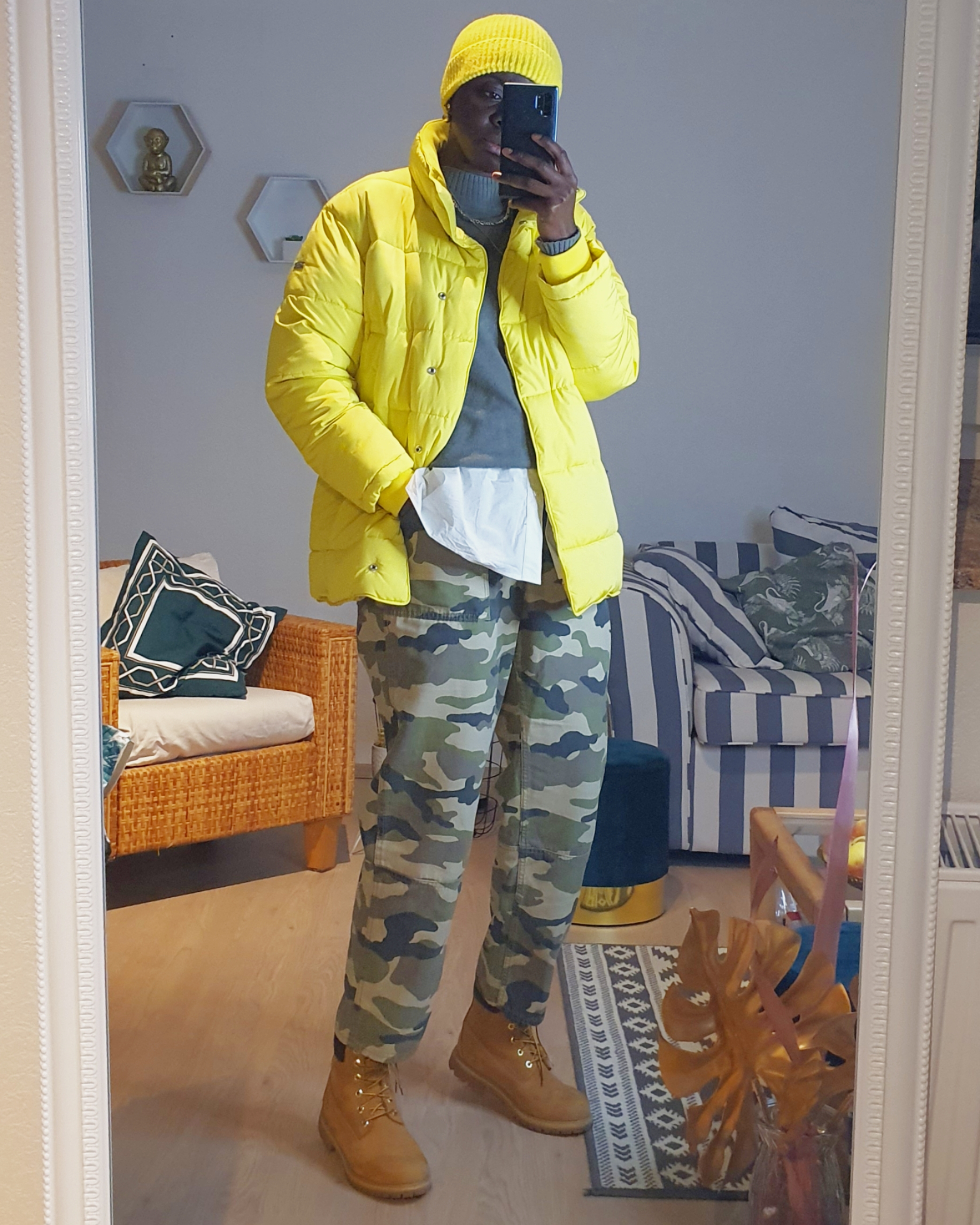 The only outfit I could wear today. Snow non stop! | Scrolller