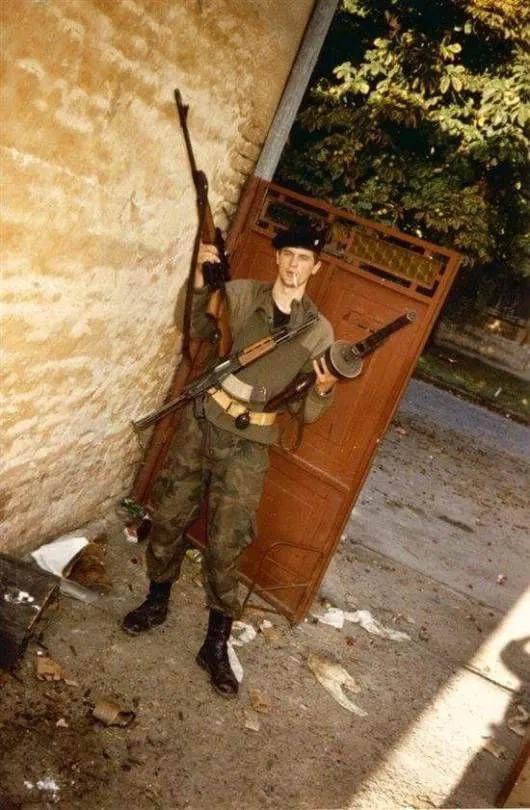 The Original “Instagram Flex” | Scrolller