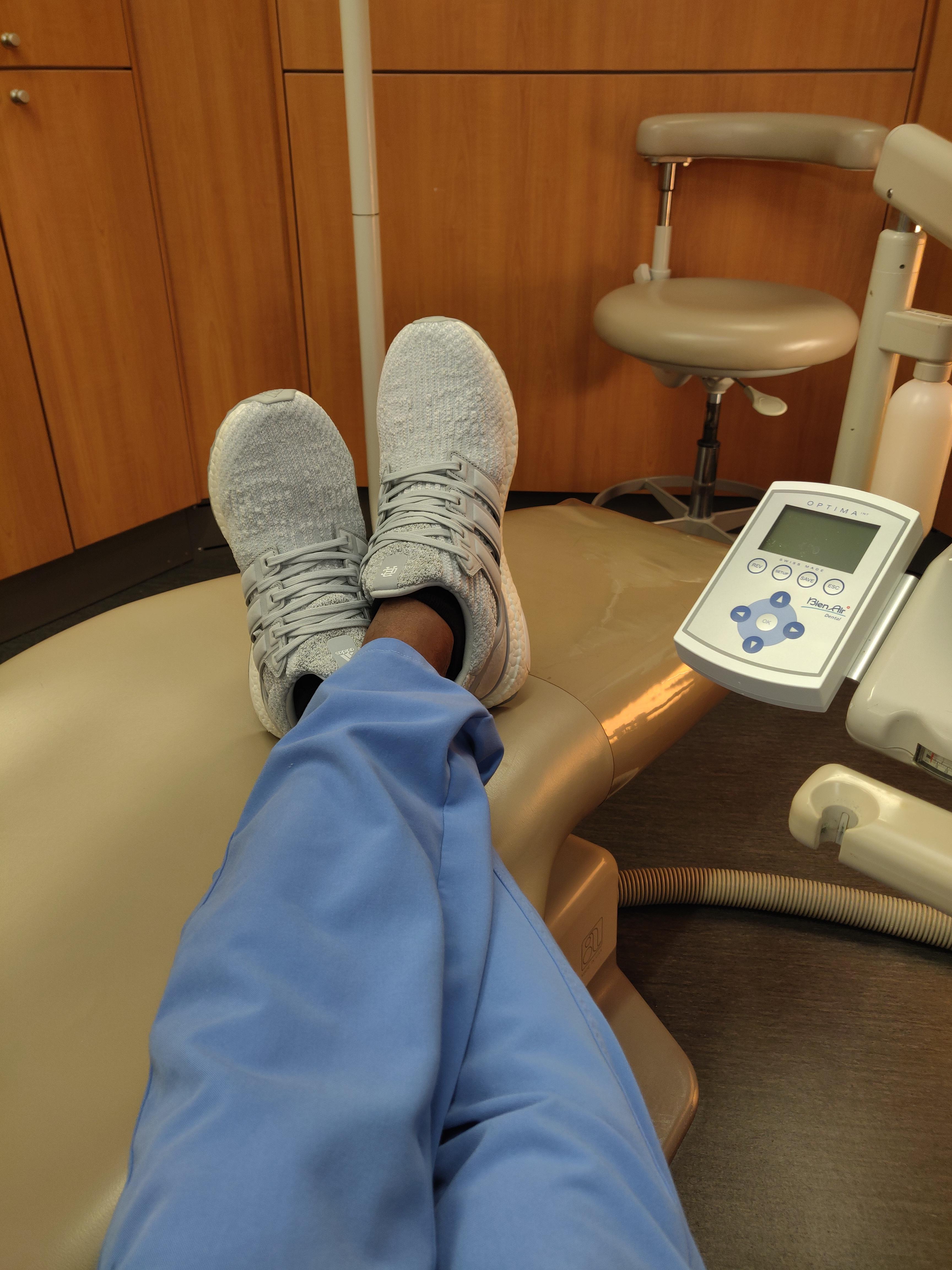 The Reigning Champ joints..waiting for an appointment | Scrolller