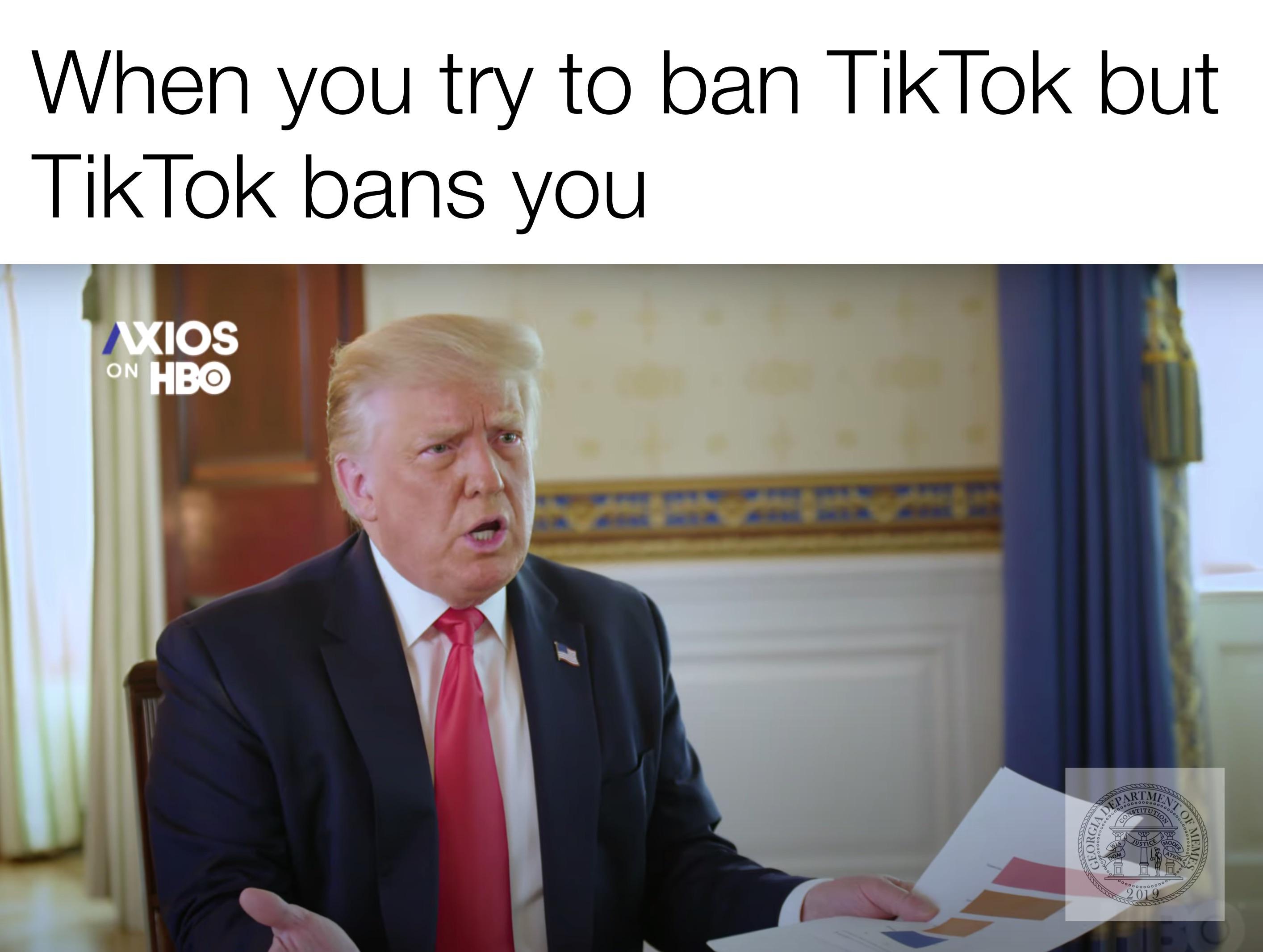 The tables turn | Scrolller