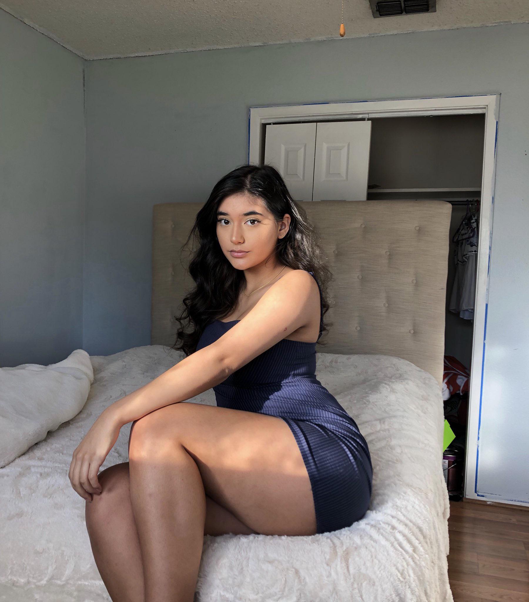 The thighs on mami 🥵 | Scrolller