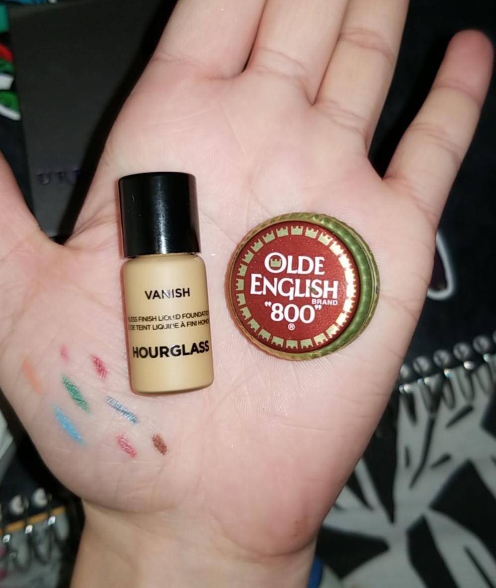The tiniest foundation I've ever seen | Scrolller