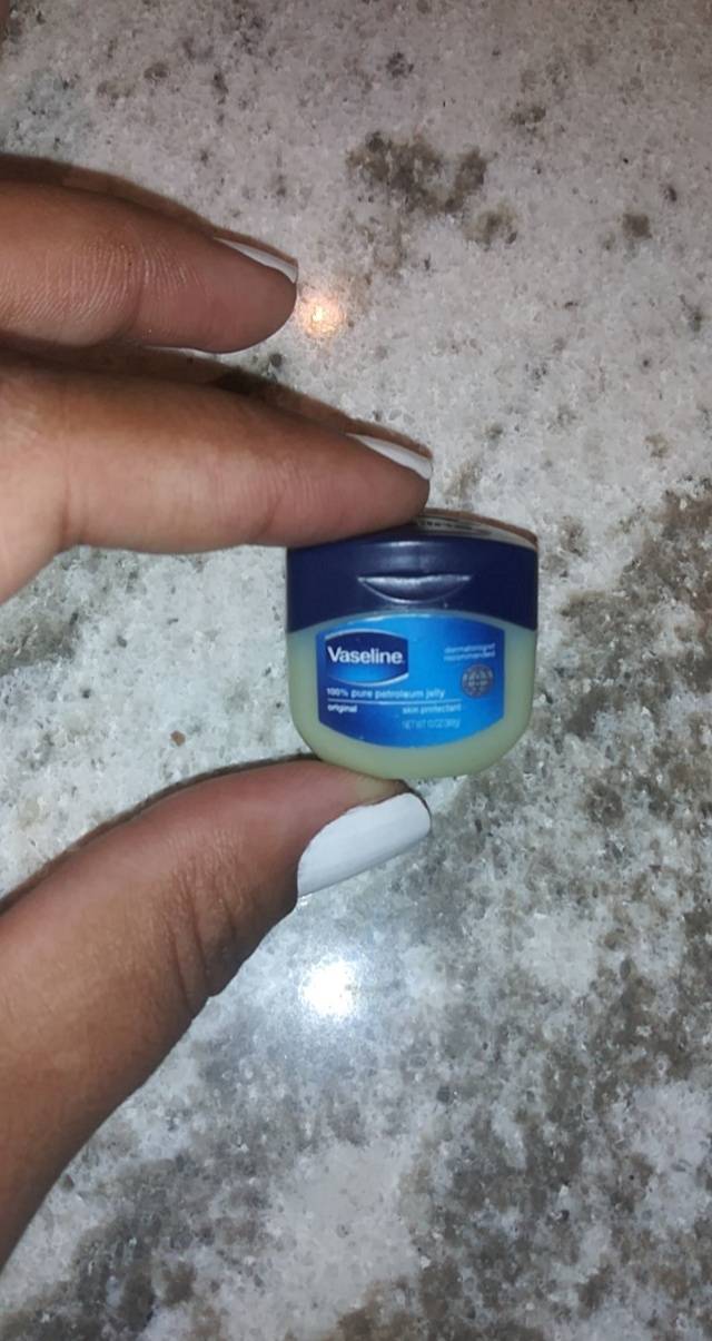 The tiniest vaseline. | Scrolller
