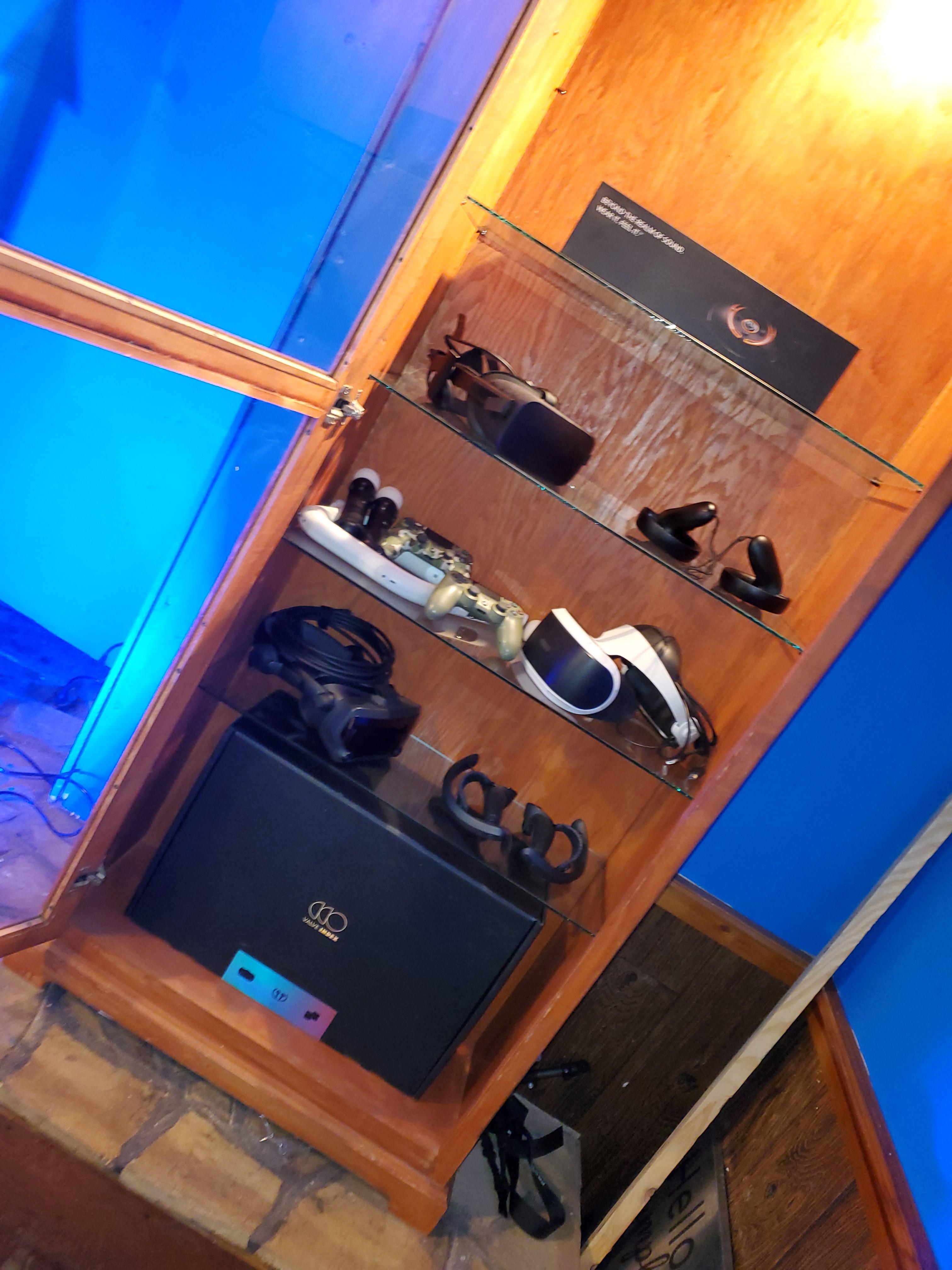 The VR Showcase | Scrolller