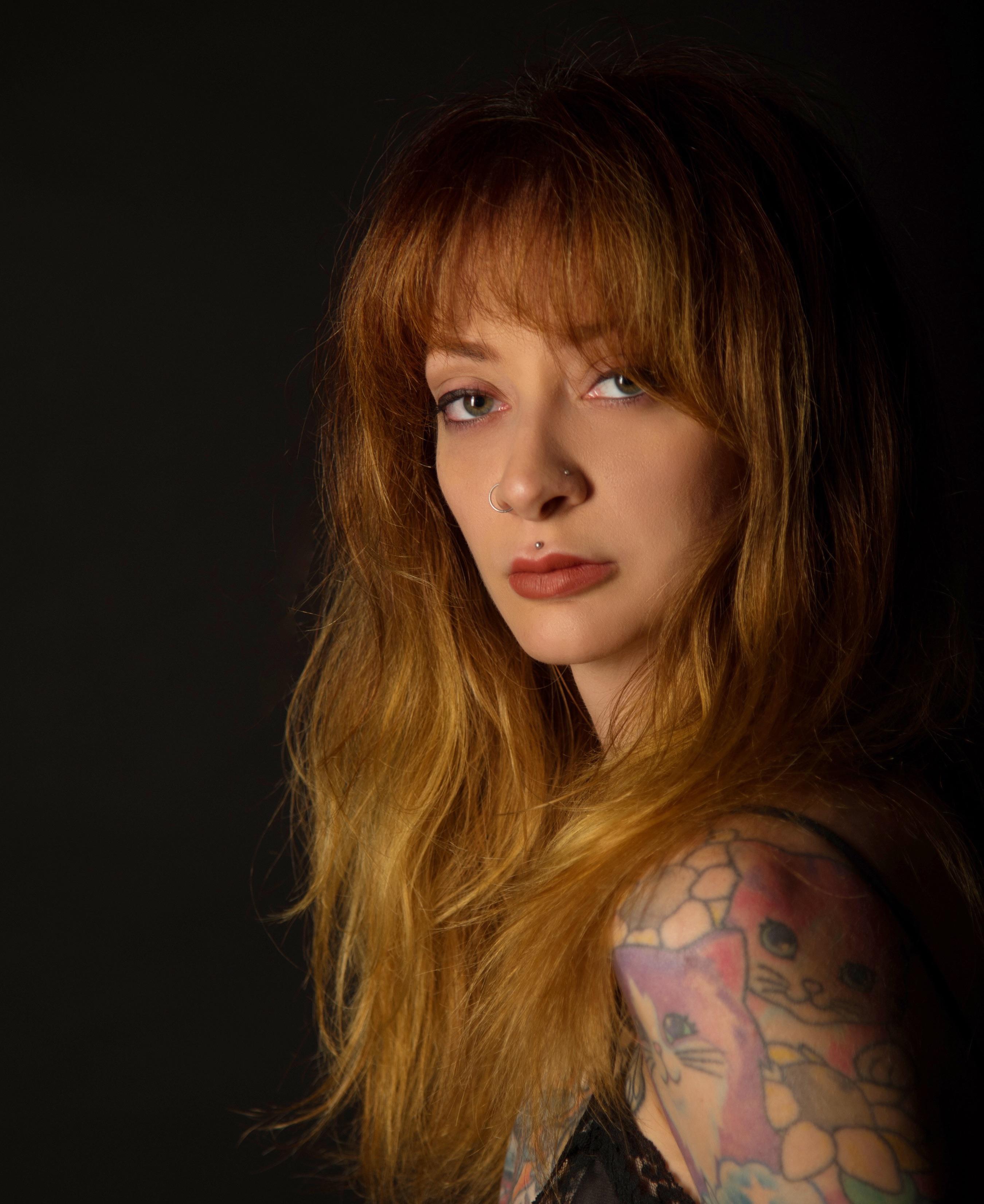 Theresa — studio portrait | Scrolller