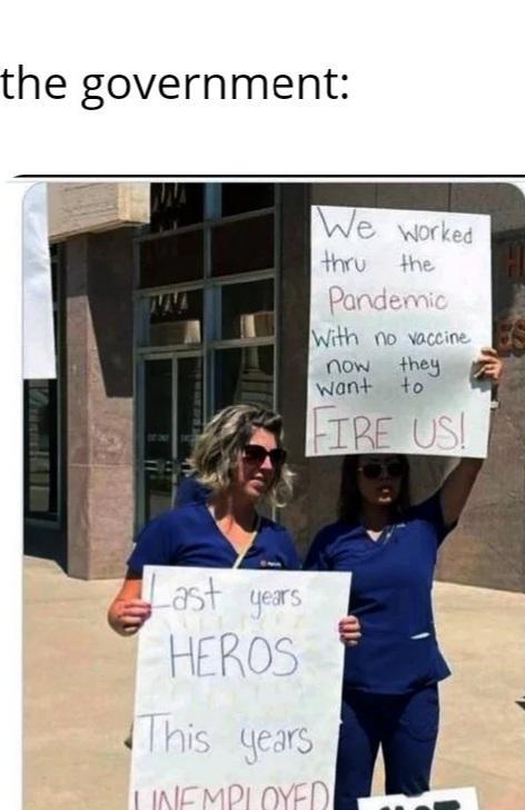 They're just here to help | Scrolller