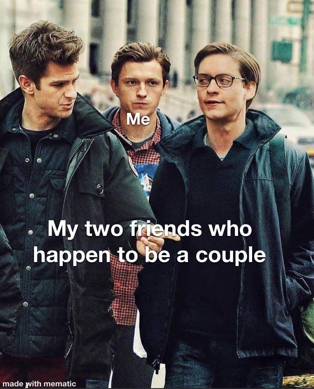 Third wheeling it up | Scrolller