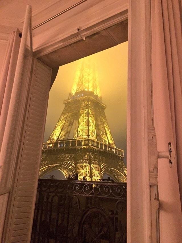 This aesthetic view of the eiffel tower from a hotel room 🥺 | Scrolller