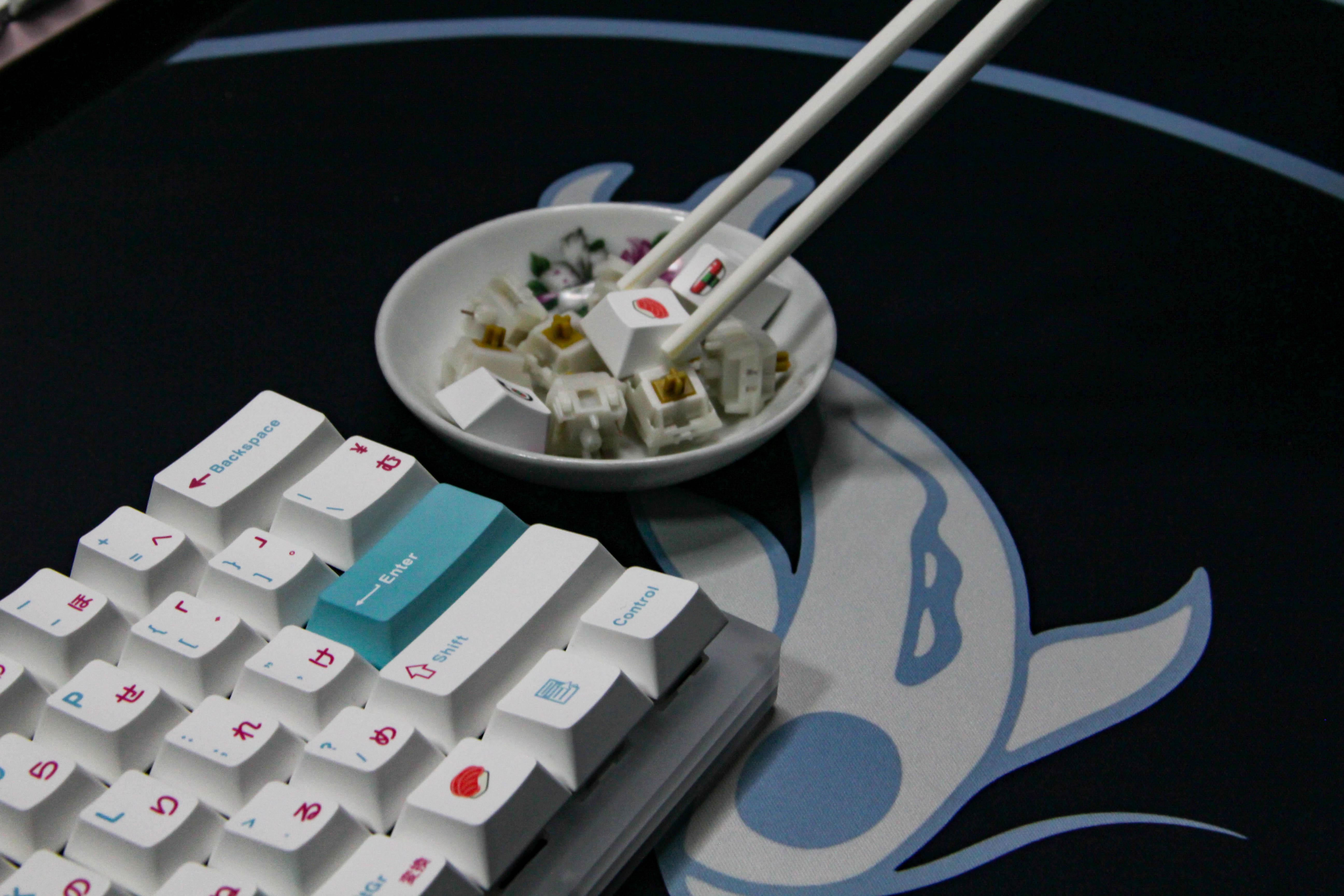 This board Clacks | Scrolller