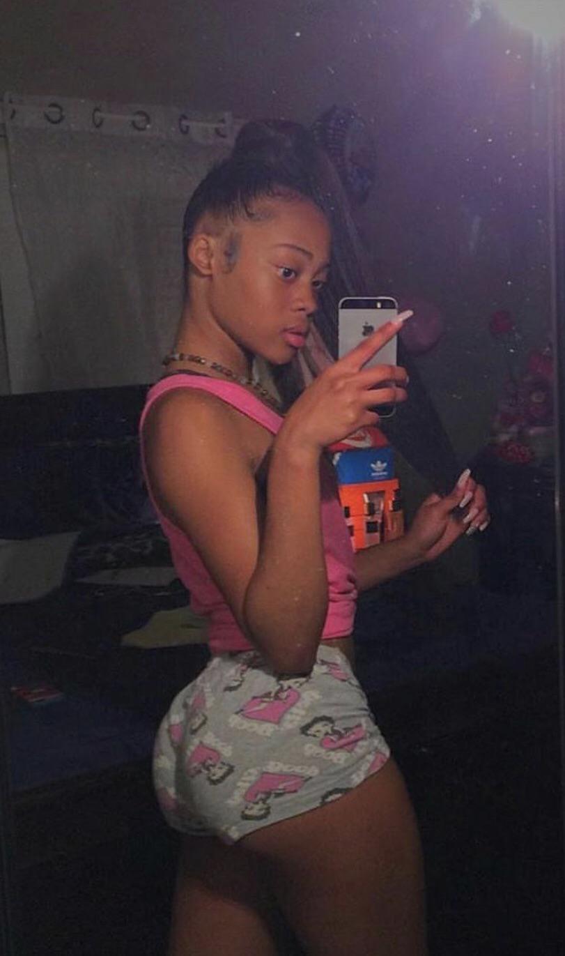 This bre sister😋😘 | Scrolller