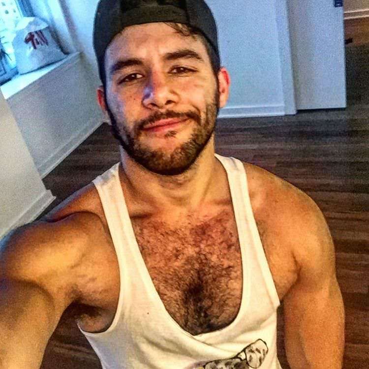 This chest is perfection. | Scrolller