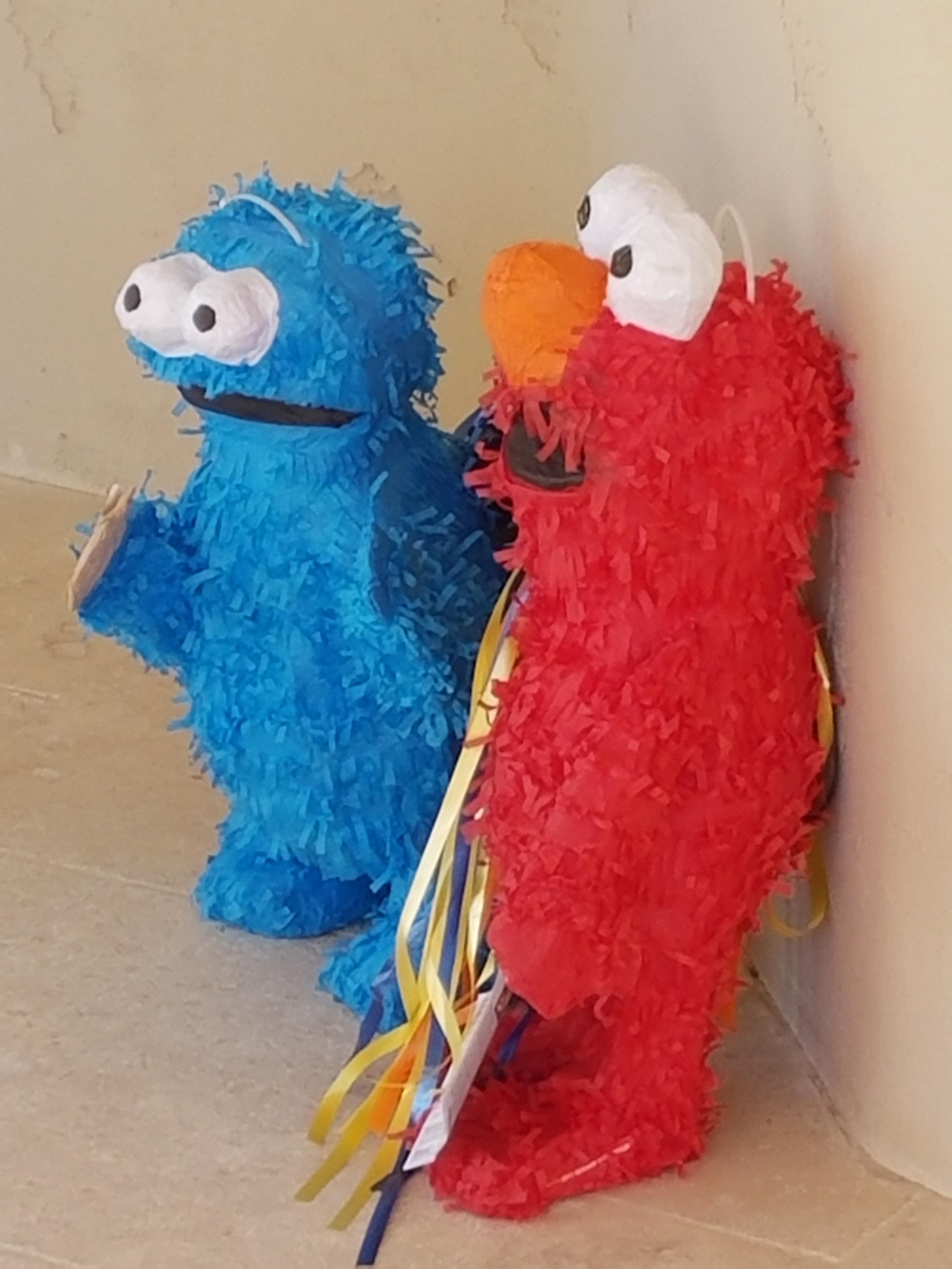 This cookie monster at my nephew's birthday party | Scrolller