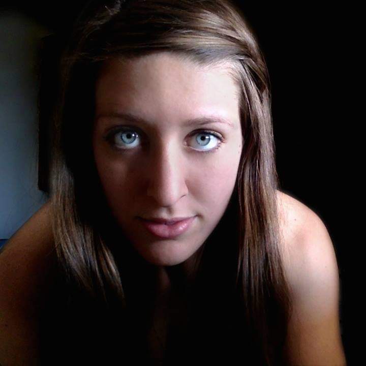 This girl I used to know says she is now a camgirl. Does anyone know what her handle is? | Scrolller