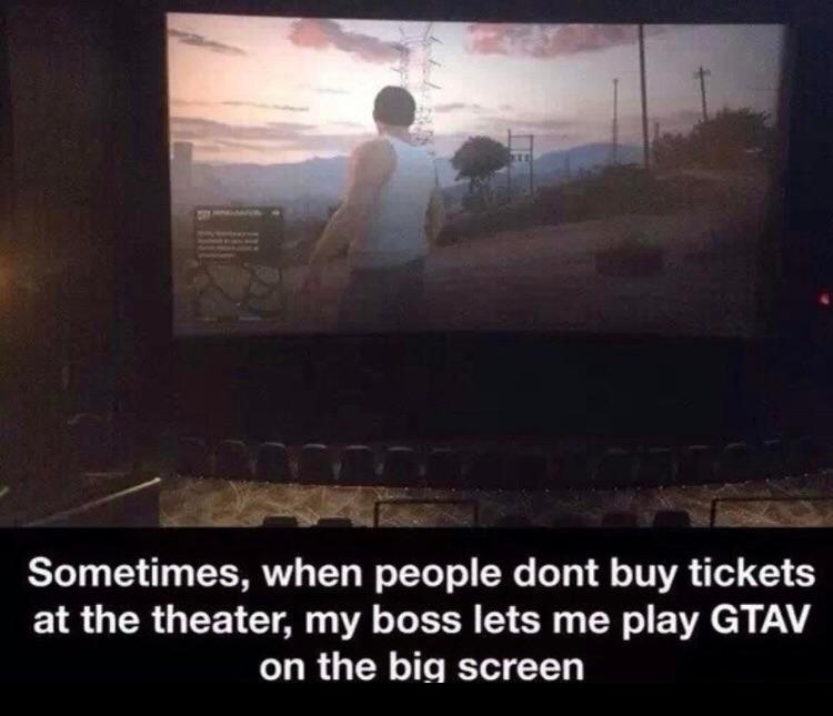 This guy is so lucky | Scrolller