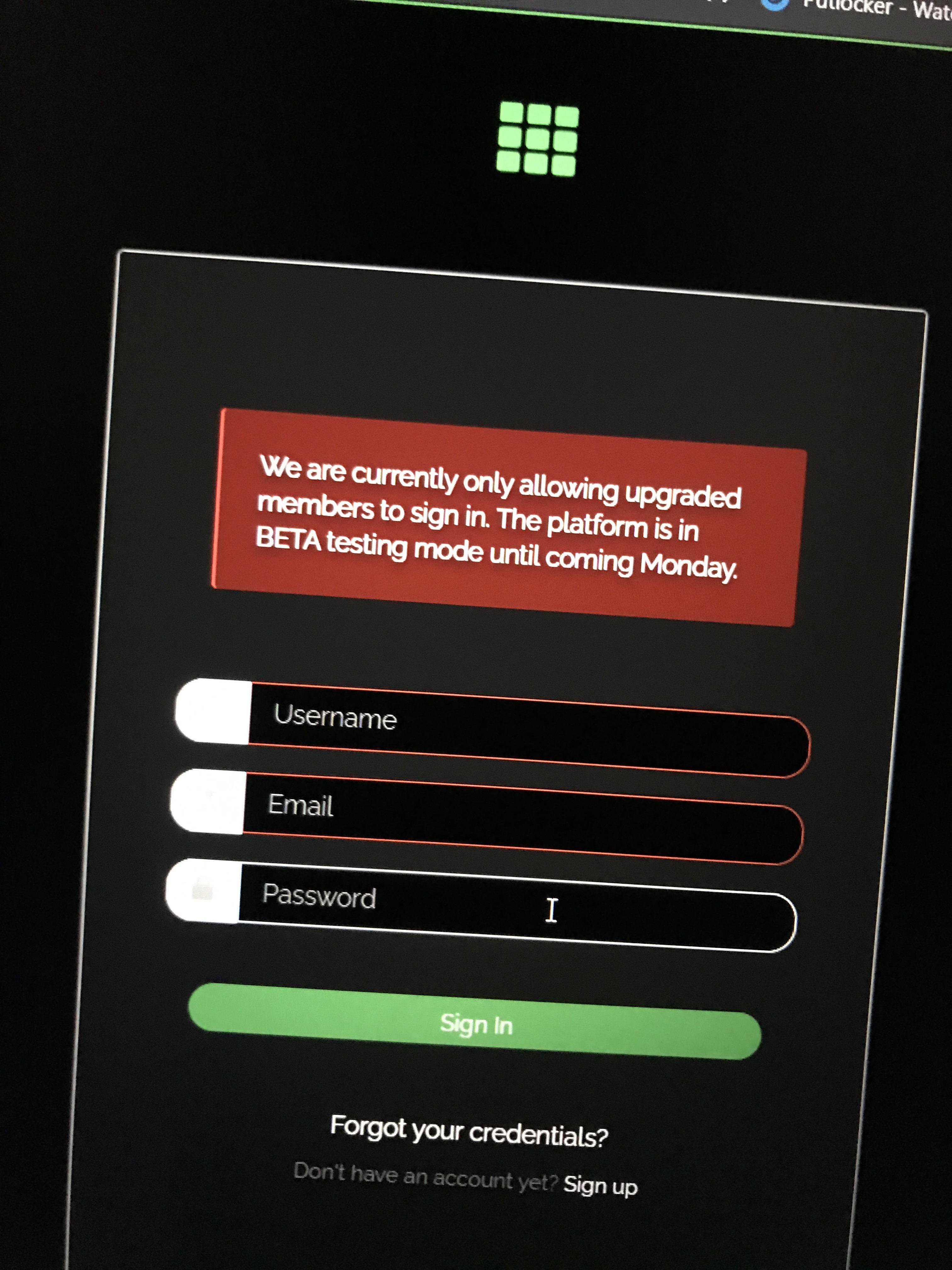 This is bullshit. Today is monday | Scrolller