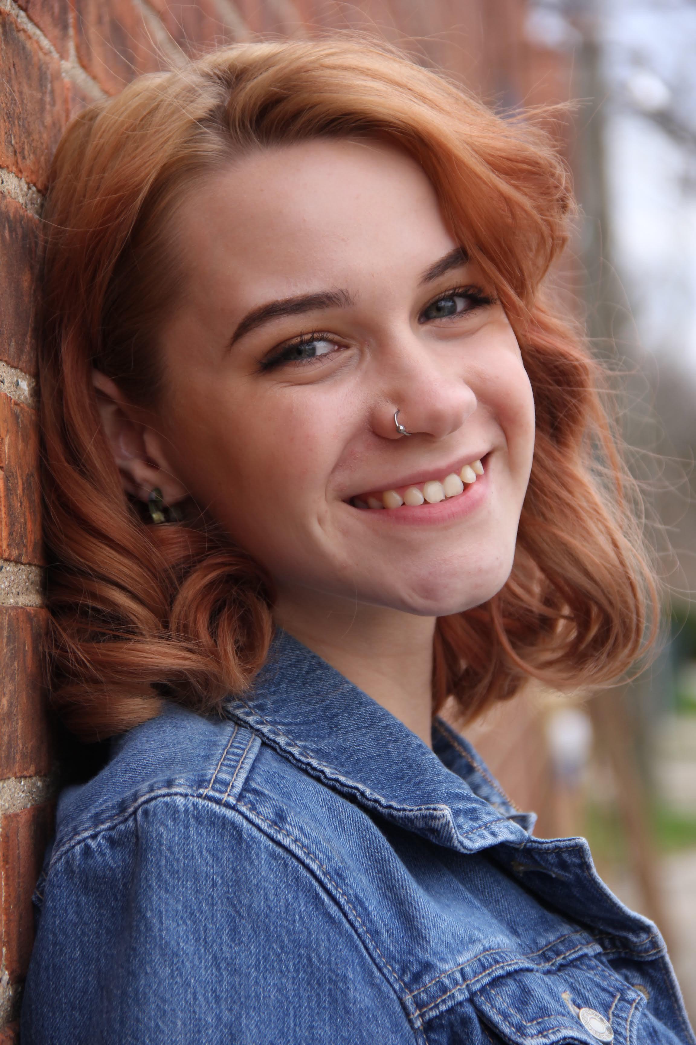 This is my favorite senior portrait and I would be oh so very happy if somebody could illustrate ...