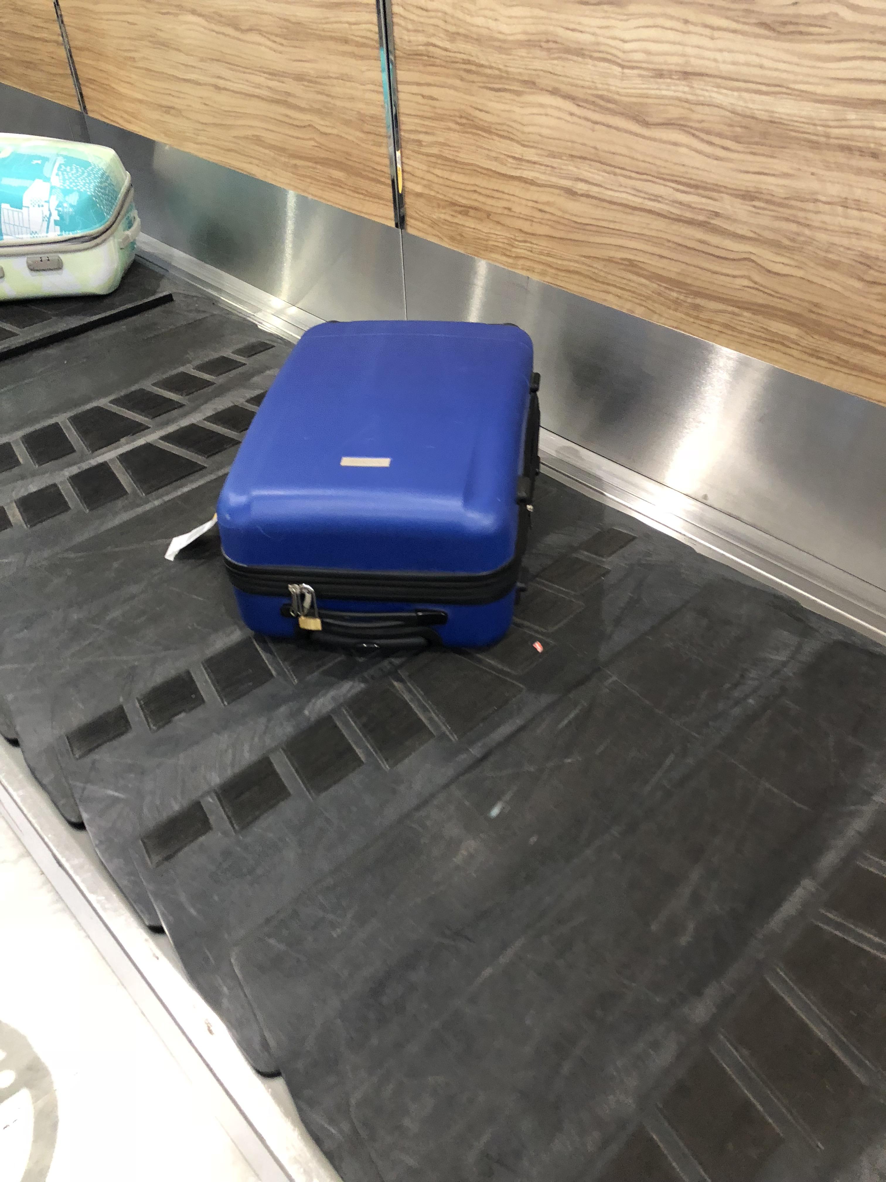 This is not my suitcase. | Scrolller