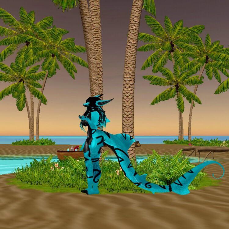 This is why it hard to take pictures with this one she has a massive tail | Scrolller