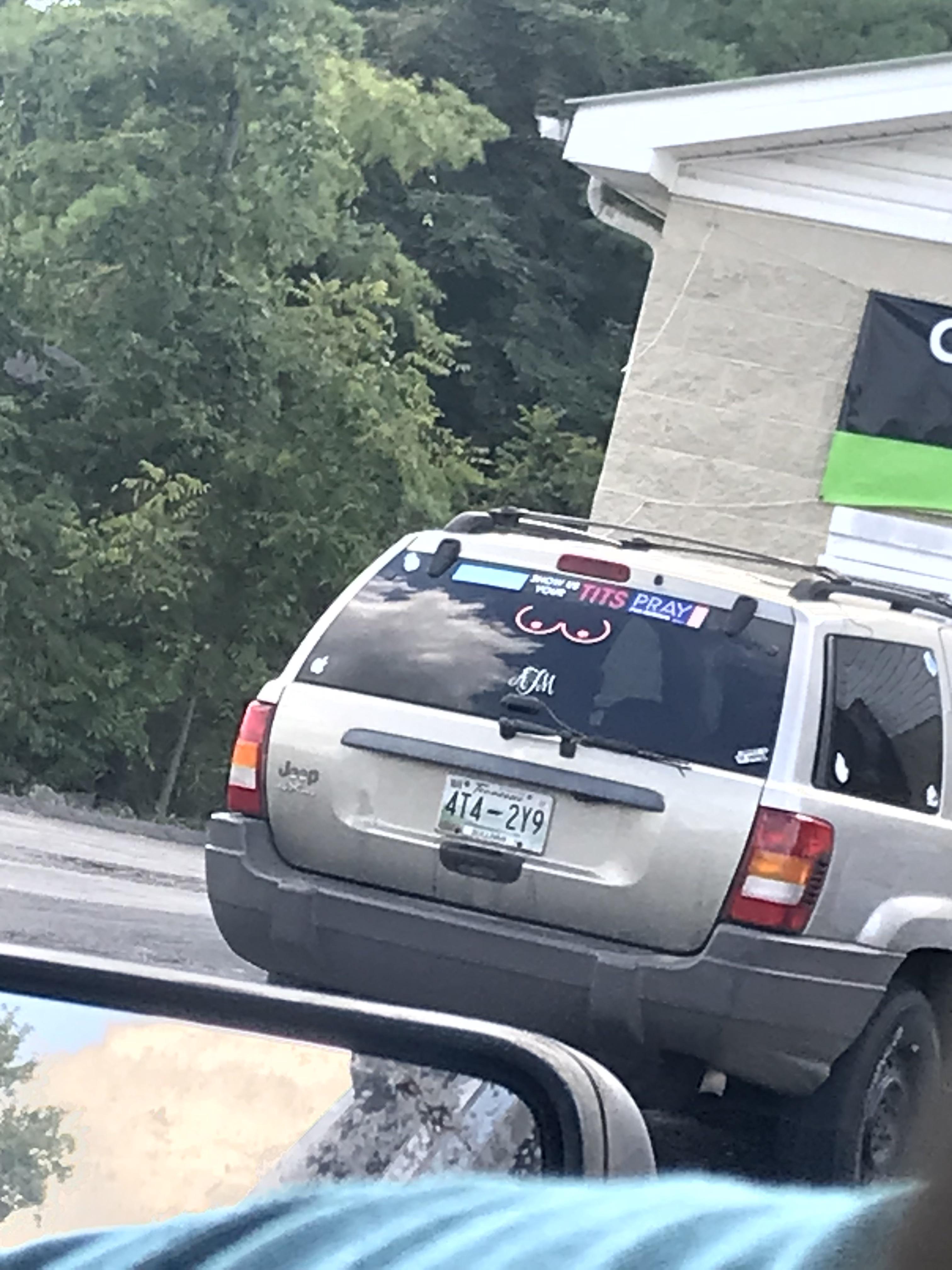 This jeep that’s in my town | Scrolller